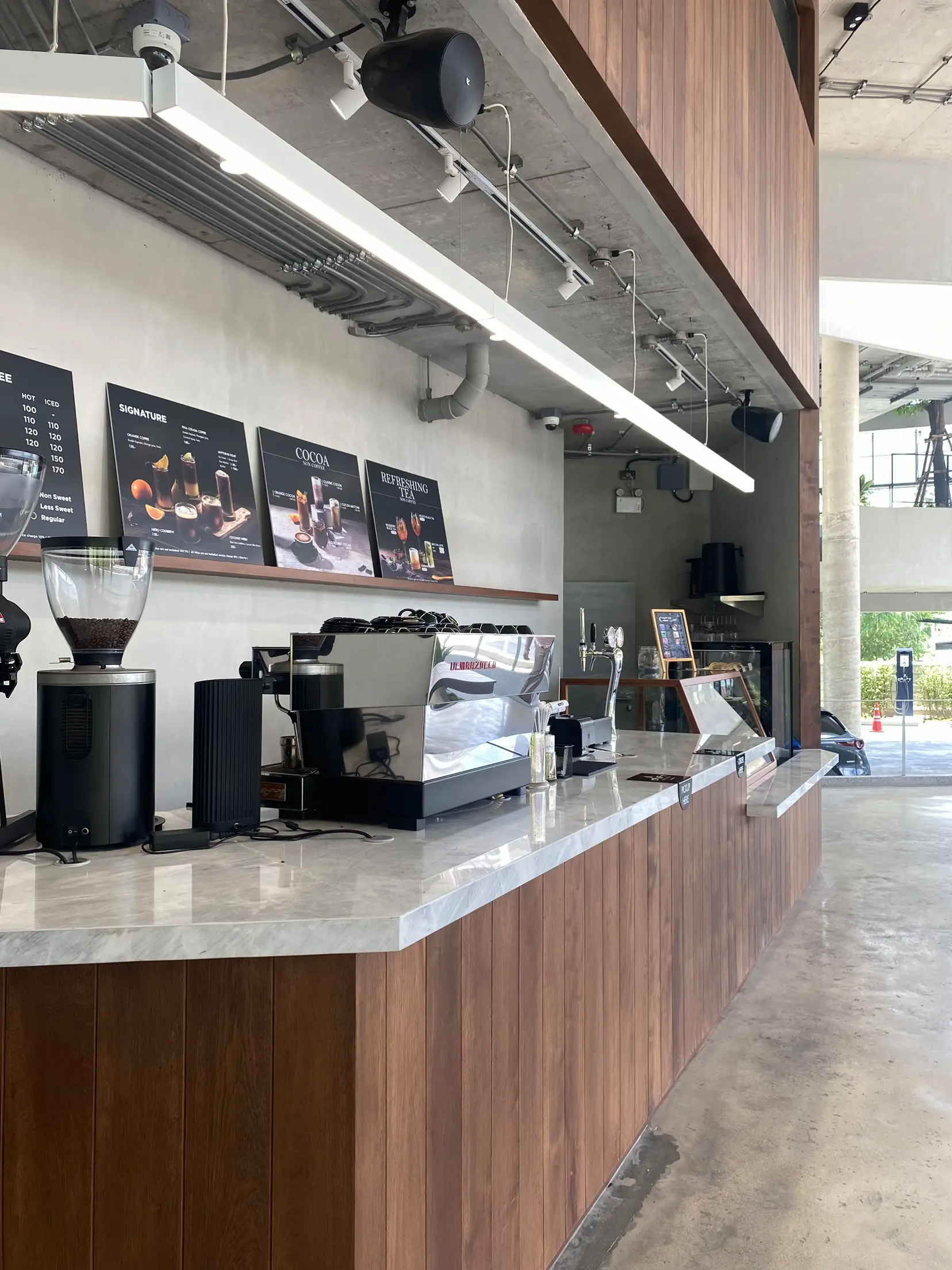 Pet-friendly🐶 cafe in Nonthaburi | แกลเลอรีที่โพสต์โดย Aom.pa.kin🐰🤍 ...