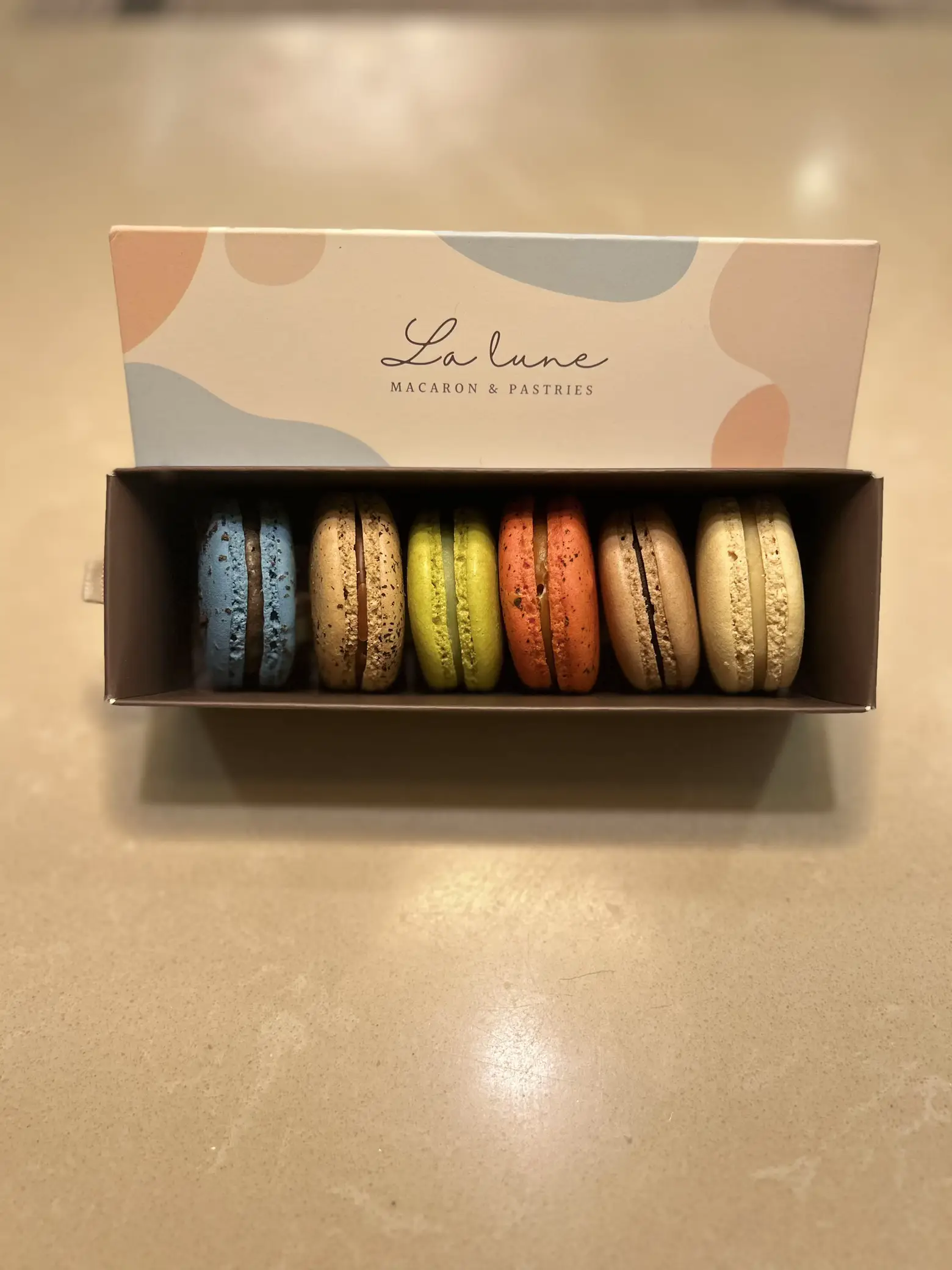 La Lune Macaron&Pastries มาการองในดวงใจของหลายคน😻 | แกลเลอรีที่โพสต์โดย ...