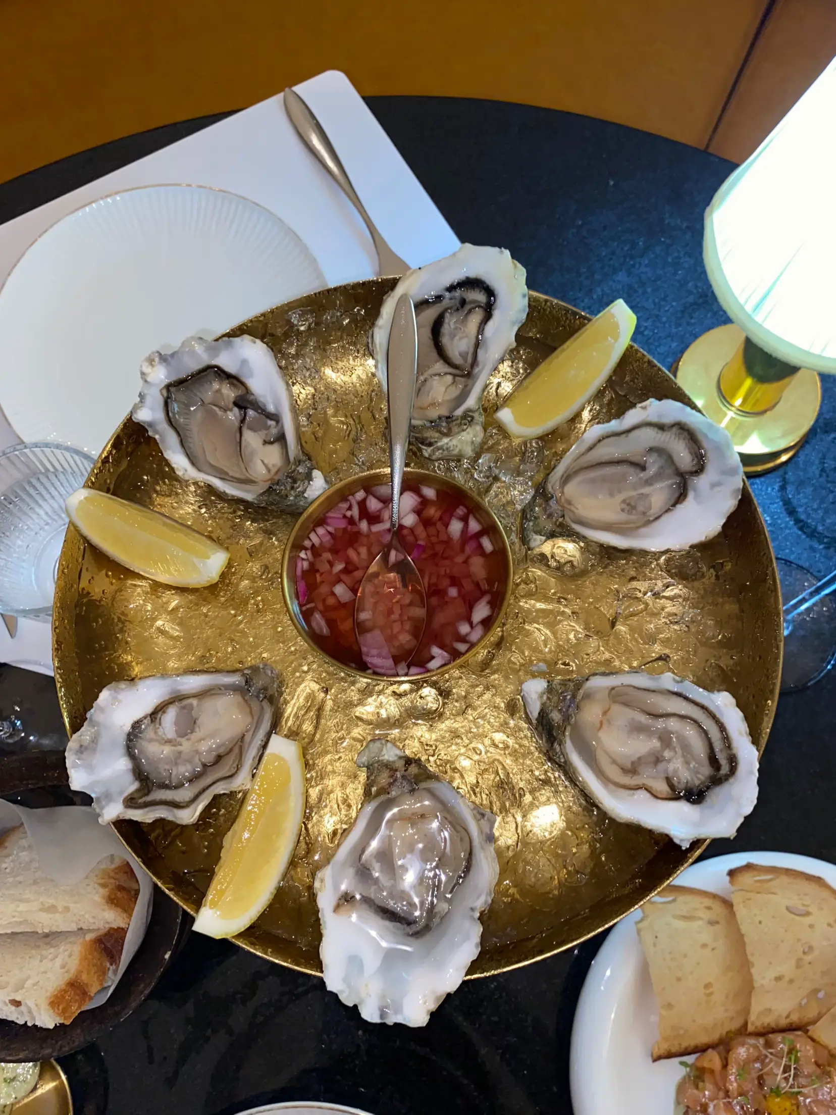 Mr.French 🇫🇷 ร้านอาหารสไตล์ฝรั่งเศสกับมุมถ่ายรูปสุดฮิต 🥂 | แกลเลอรีที่ ...