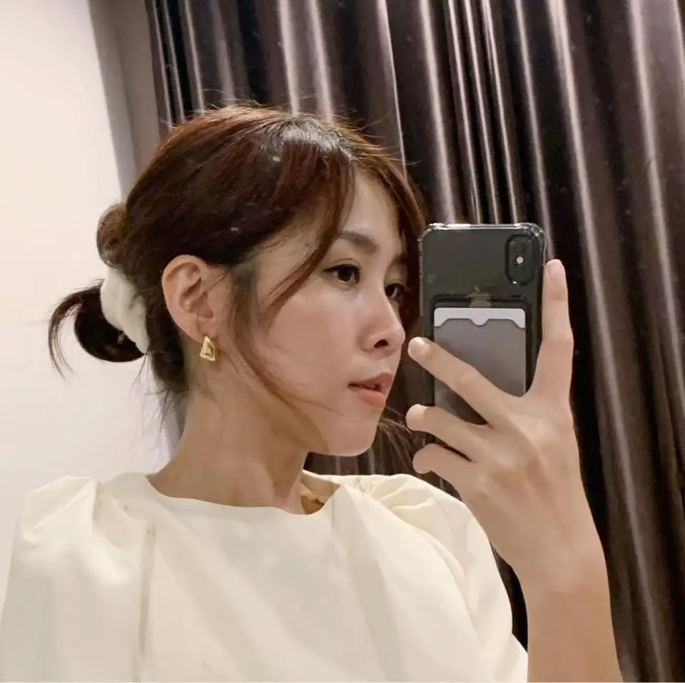 Dress สำหรับไปงานแต่ง | แกลเลอรีที่โพสต์โดย Kh.Chan | Lemon8