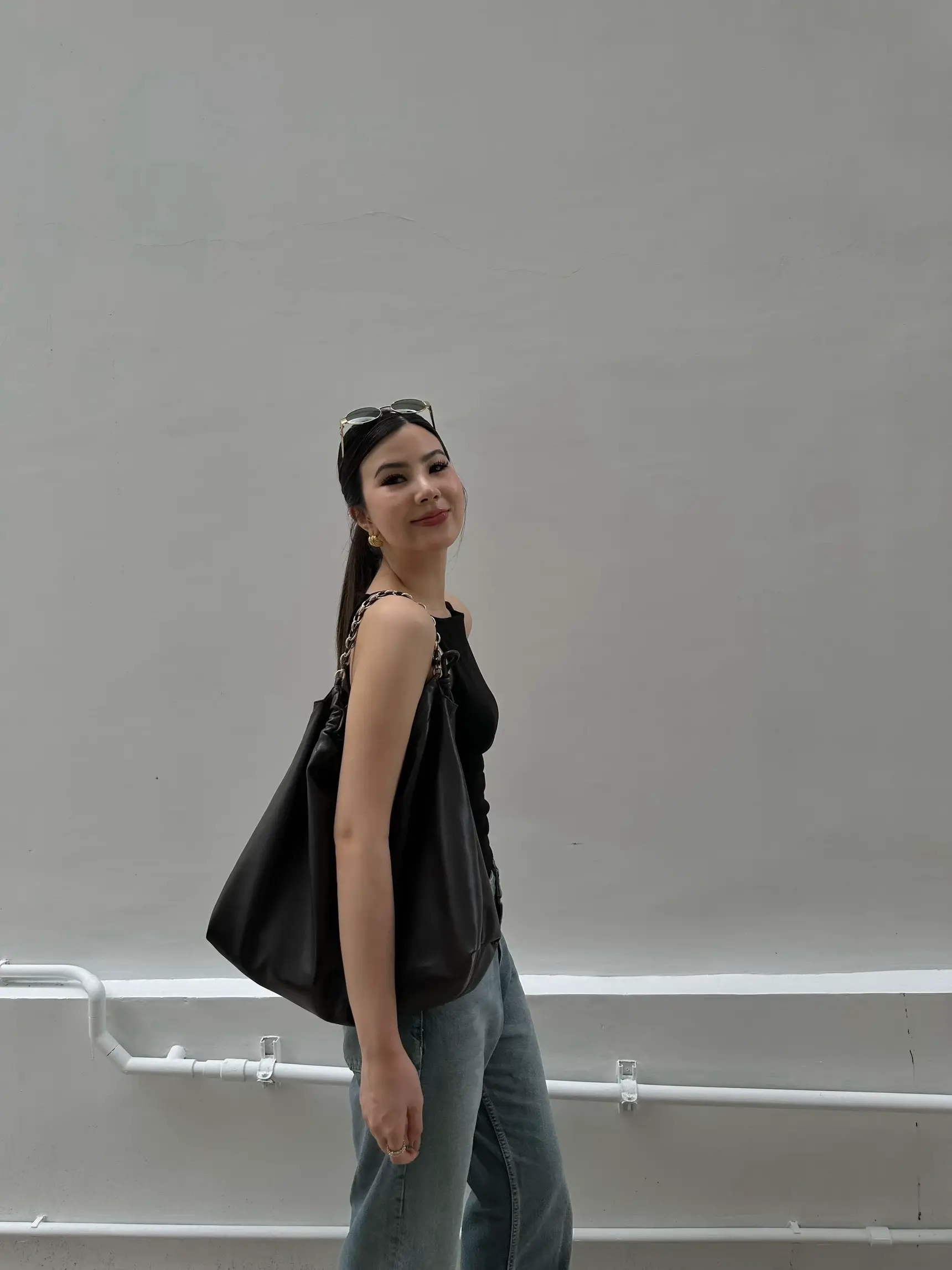 Basic Outfit👖 | แกลเลอรีที่โพสต์โดย poppapnd | Lemon8