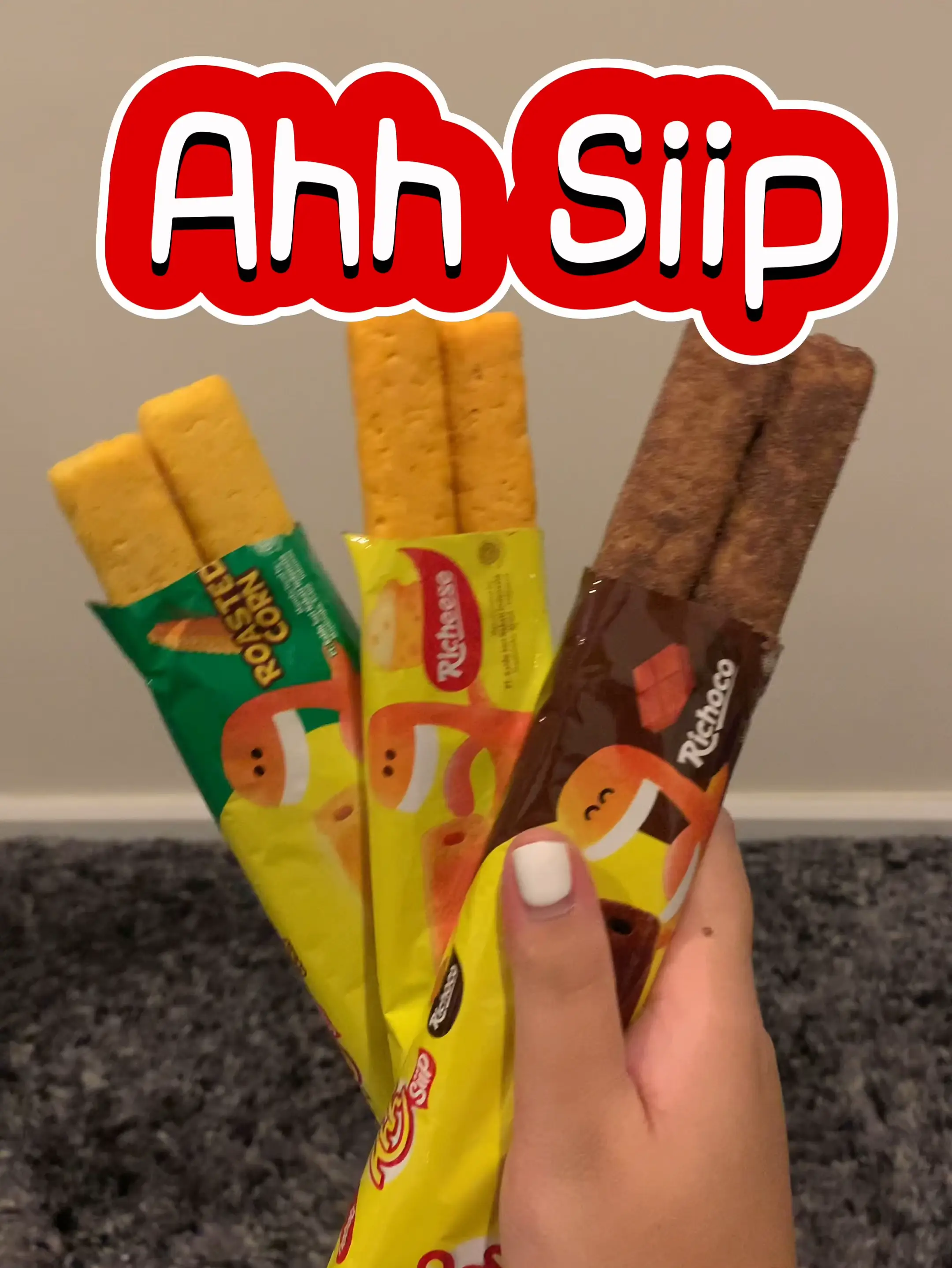 ขนมอ๊ะซิป Ahh Siip ข้าวโพดแท่งอบกรอบเคลียบชีส | วิดีโอที่เผยแพร่โดย พี่จี้รีวิว | Lemon8