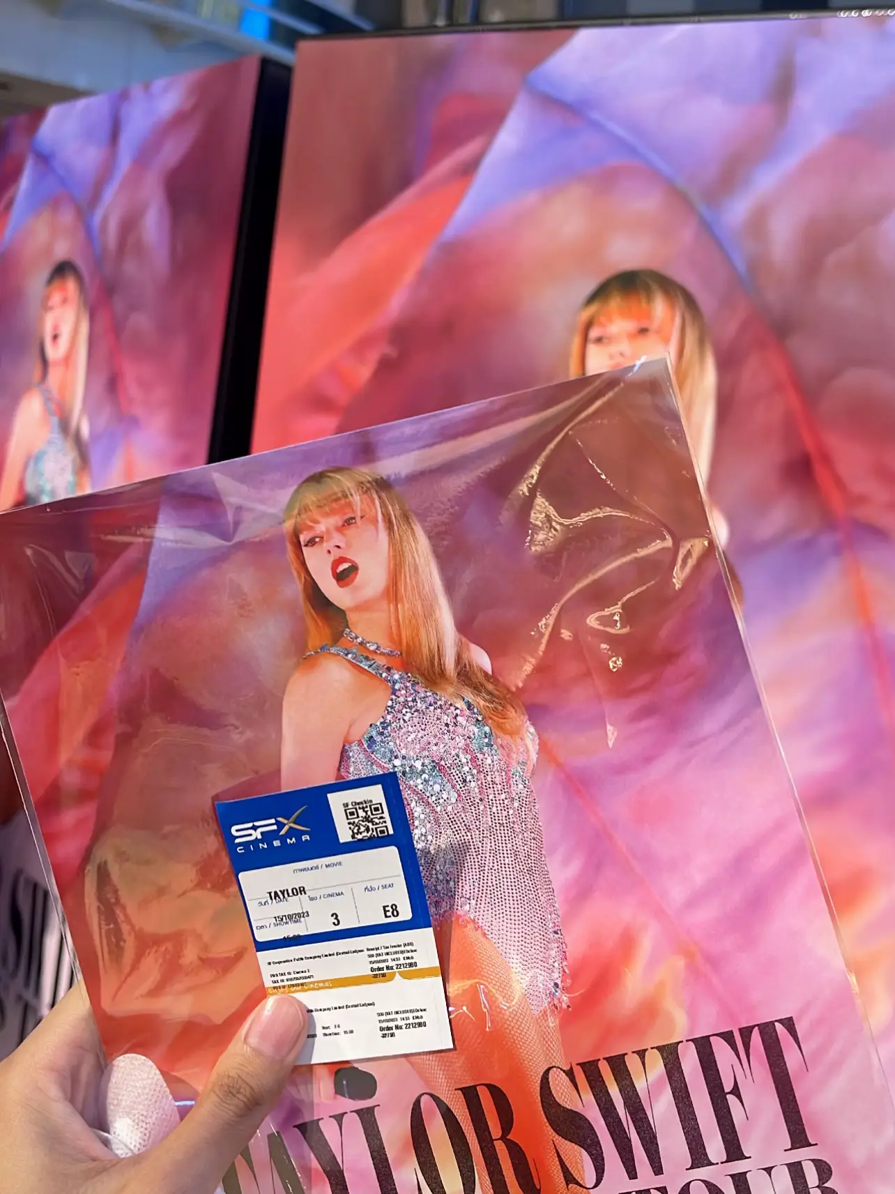 Taylor swift The eras tour | แกลเลอรีที่โพสต์โดย Ammy | Lemon8