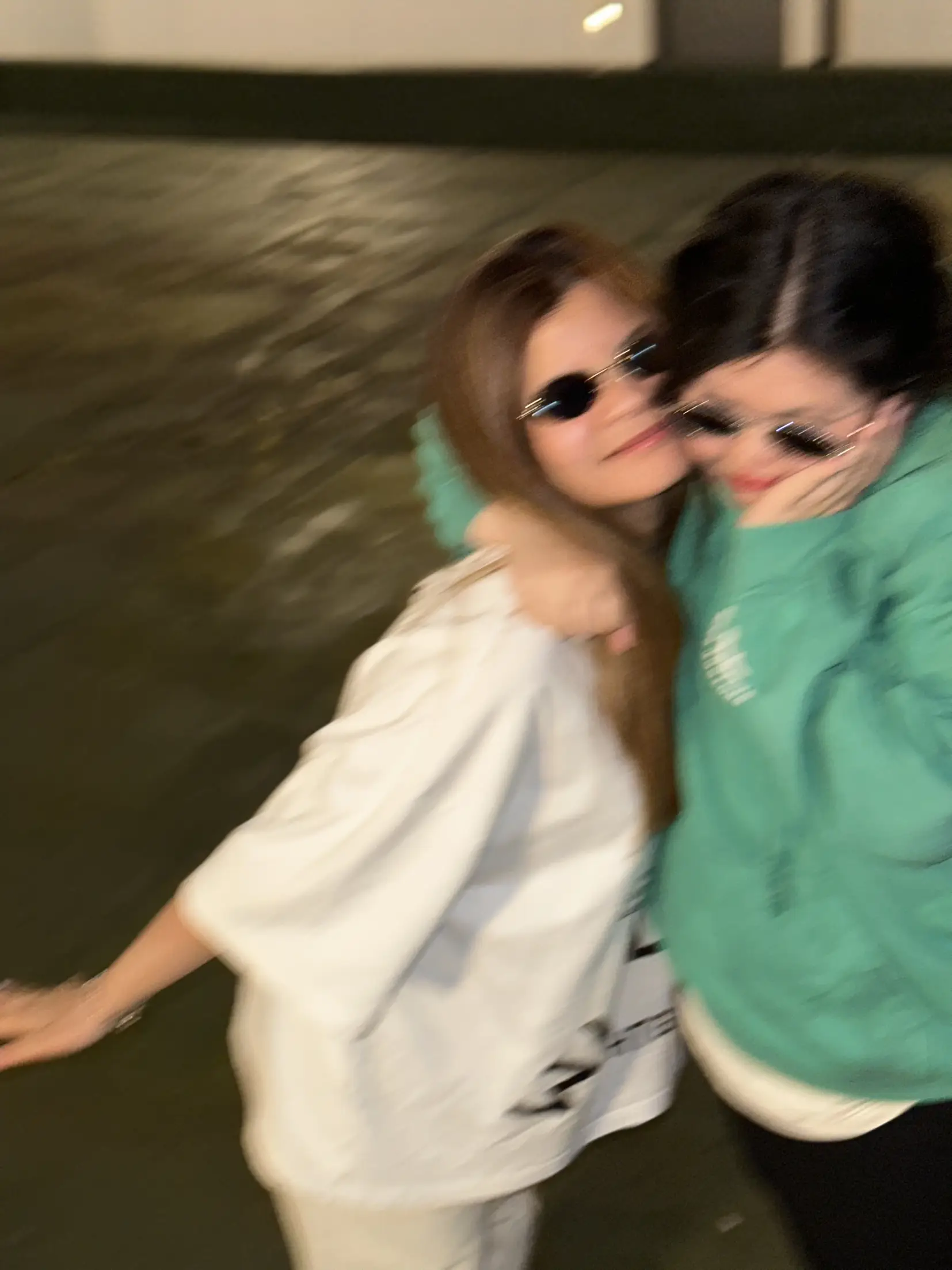 ไอเดียถ่ายรูปตอนกลางคืน (ฉบับสาว chubby🧸) | แกลเลอรีที่โพสต์โดย Bibithe_butter | Lemon8