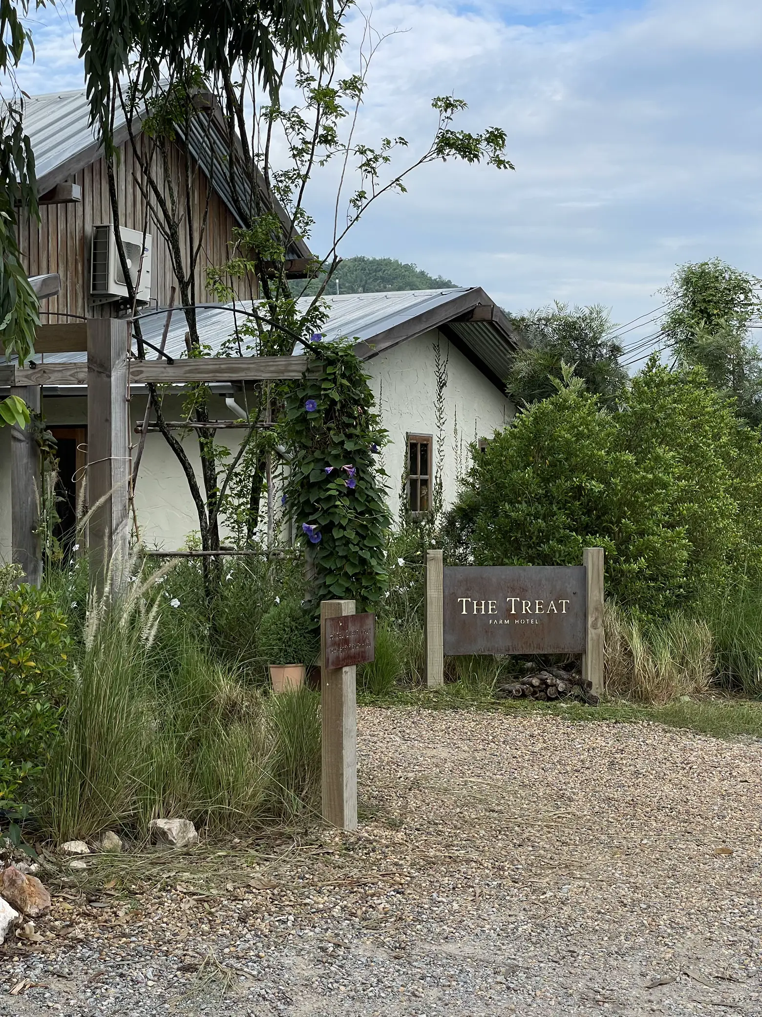 20 ไอเดียยอดนิยมเกี่ยวกับ The Treat Farm Hotel ในปี 2024