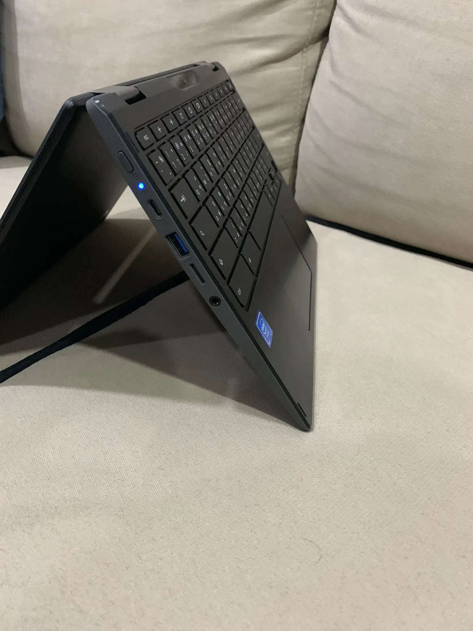 acer chromebook r752 n18q6 | แกลเลอรีที่โพสต์โดย ขอขาย นะเถอะ | Lemon8