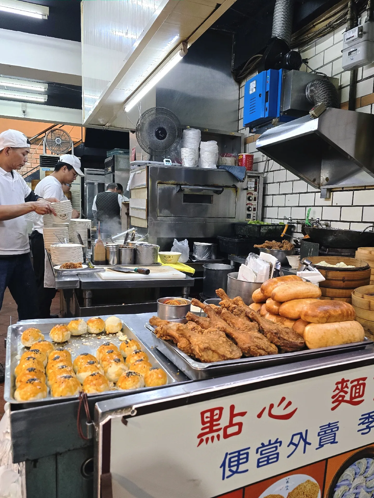 พากินร้านเด็ด🍛 Liao Fan Hawker Chan สิงคโปร์ มิชลินสตาร์🌟 | แกลเลอรีที่ ...