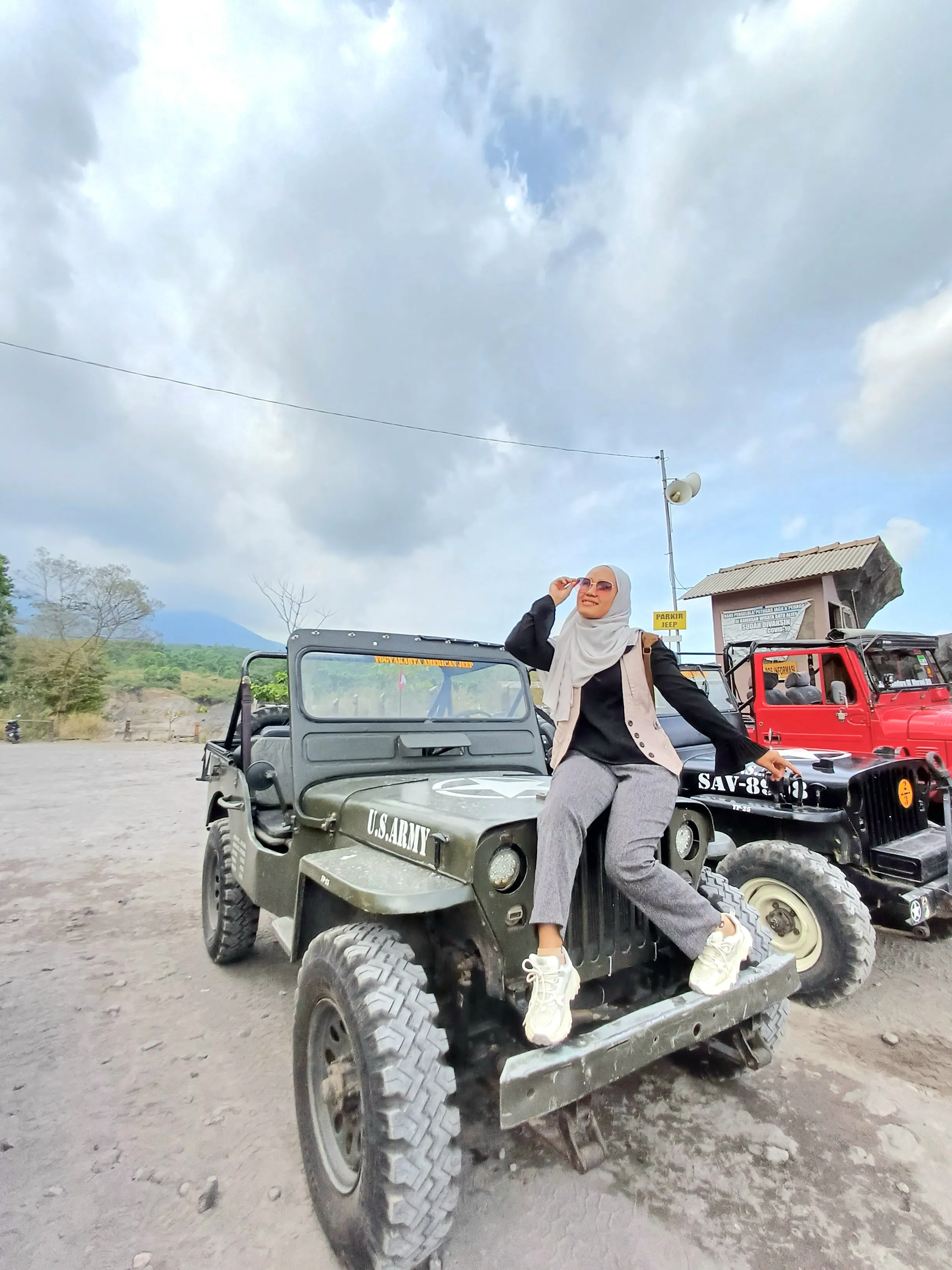 Style On Jeep | Galeri diposting oleh Mak Amoy | Lemon8
