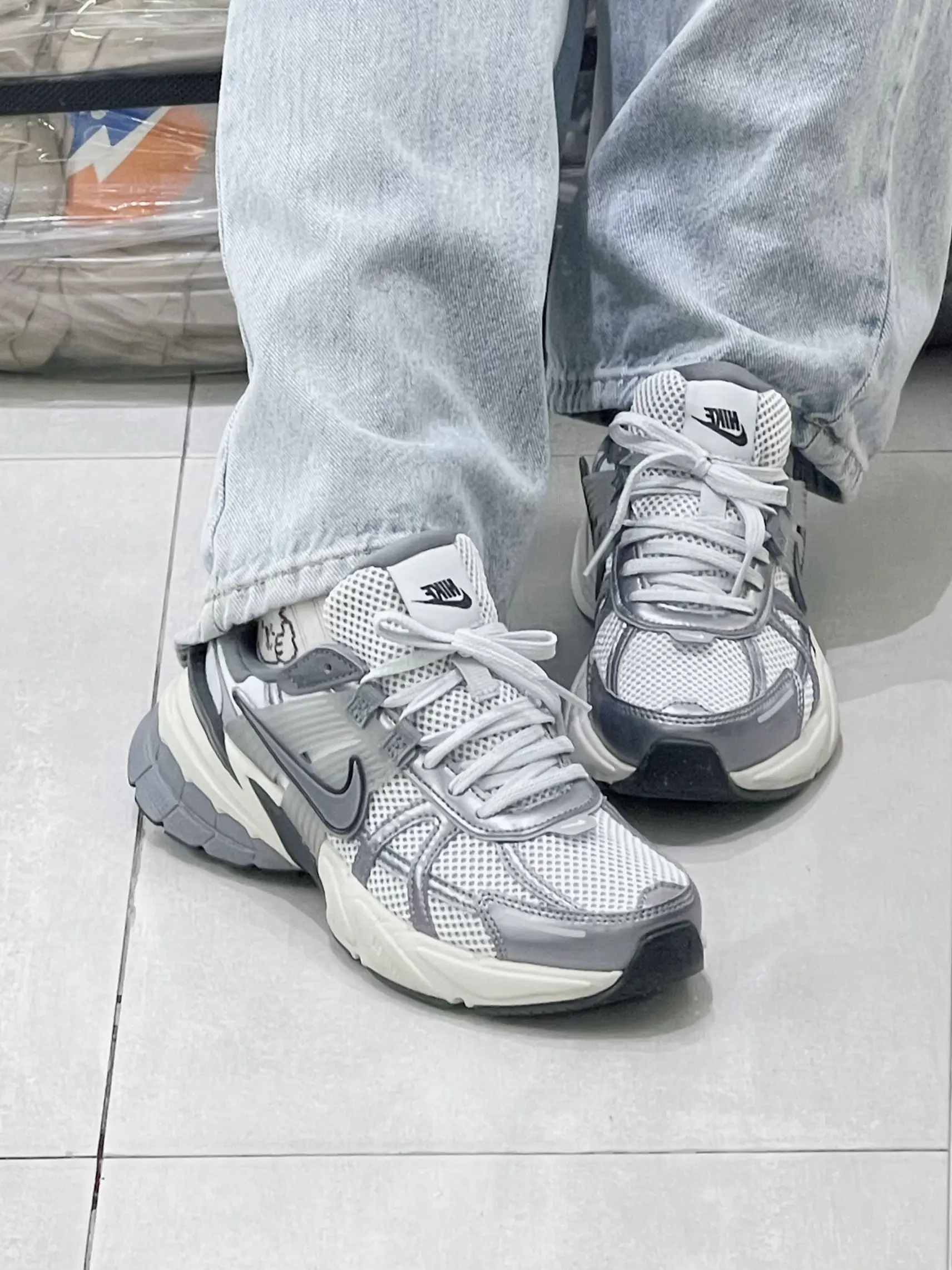 คุ้มมากได้ Nike Y2K Run มาในราคา 3,760 ฿ | แกลเลอรีที่โพสต์โดย ヅ Good ...