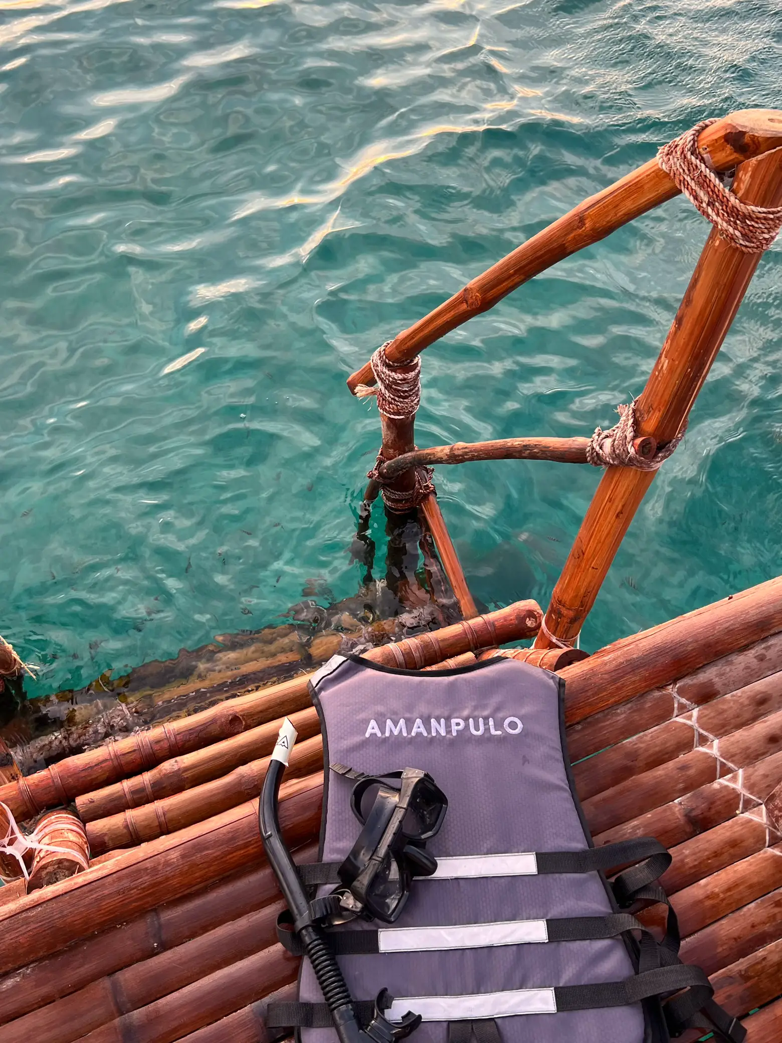 Floating Bamboo Raft in the Middle of the Sea Amanpulo | Gallery posted ...