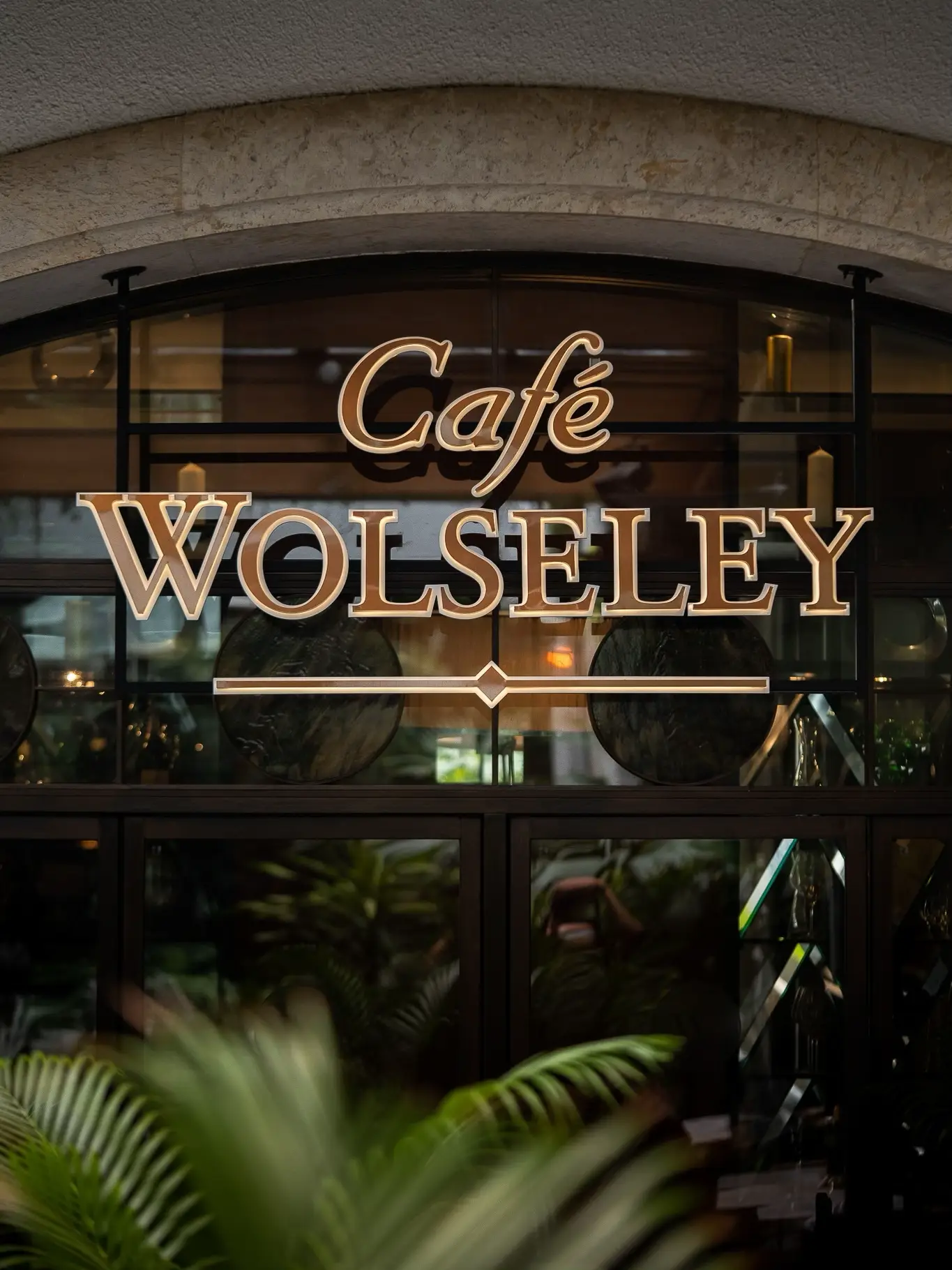 ️ Café Wolseley | แกลเลอรีที่โพสต์โดย Eatography | Lemon8