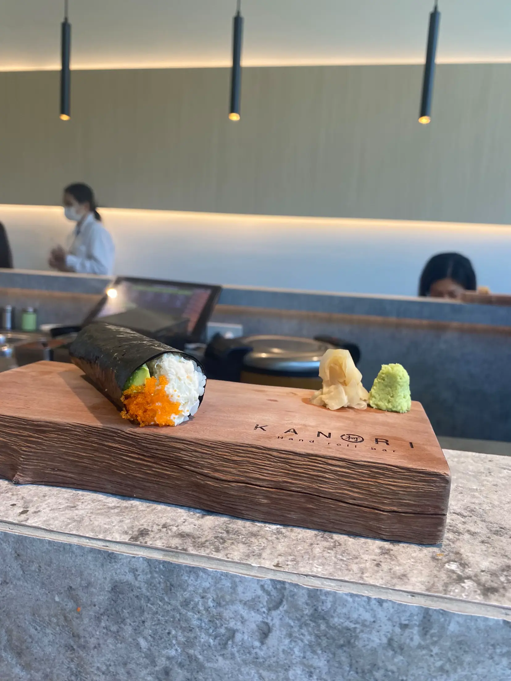 รีวิวกินโอมากาเสะราคาน่ารักแบบ Kanori hand roll | แกลเลอรีที่โพสต์โดย ...