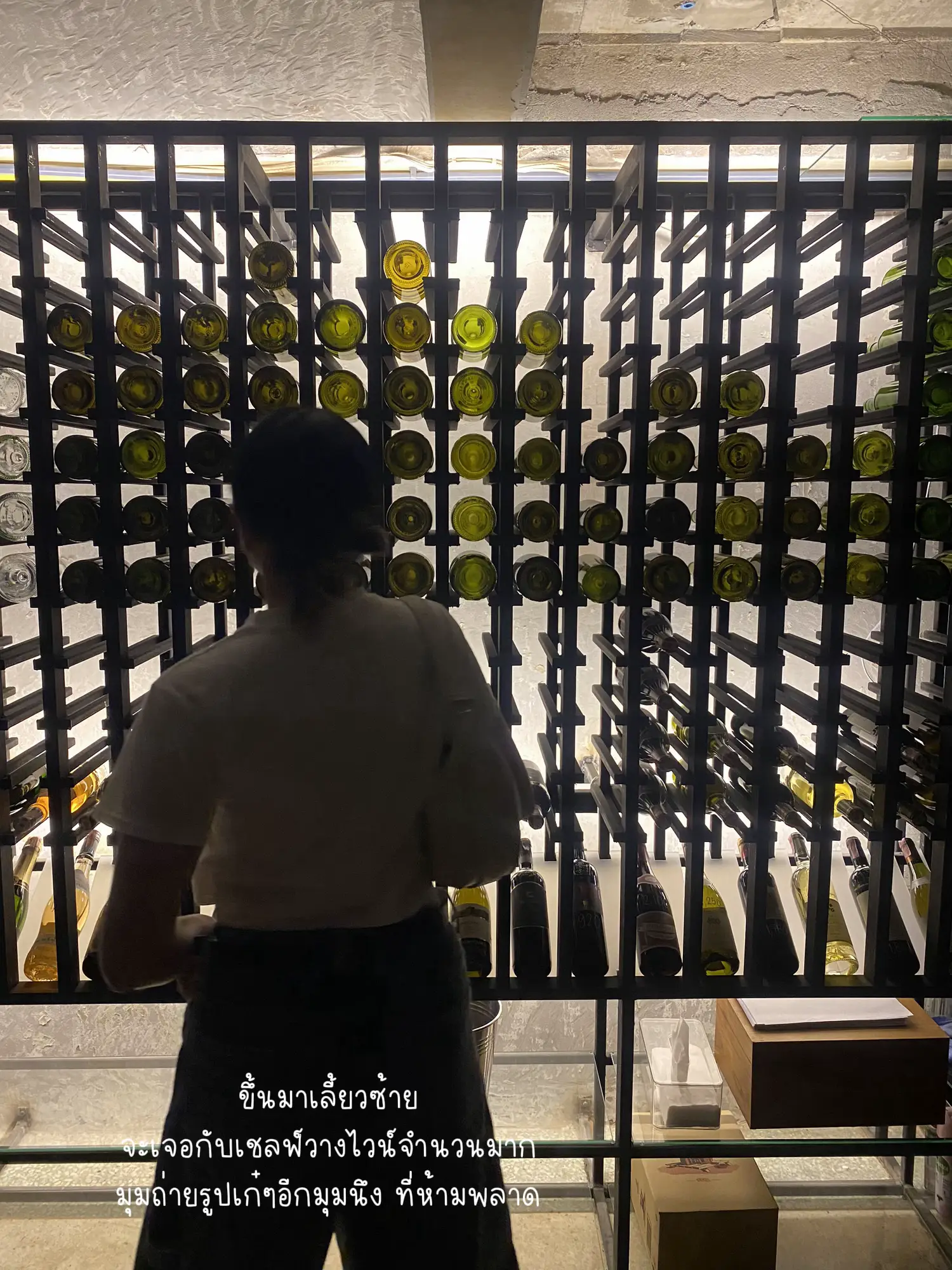 ร้านไวน์ลับ ย่านฝั่งธน แต่ vibe กรุงโซล | แกลเลอรีที่โพสต์โดย Manook_ | Lemon8