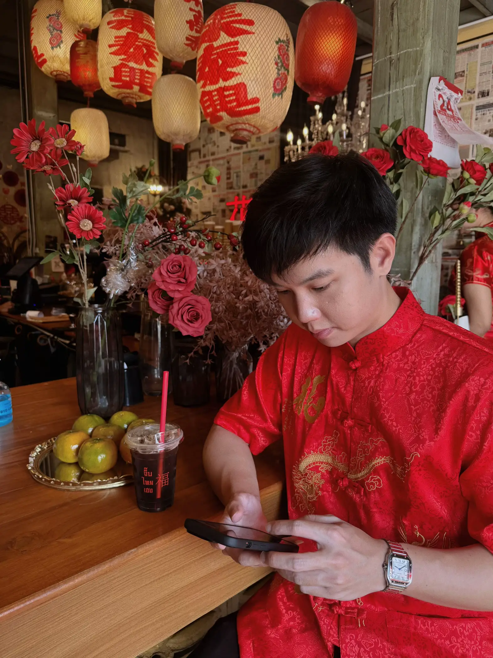 คาเฟ่ตรุษจีน สายคอนเท้นต้องไม่พลาด 📸 | แกลเลอรีที่โพสต์โดย Apichaya Guggig | Lemon8