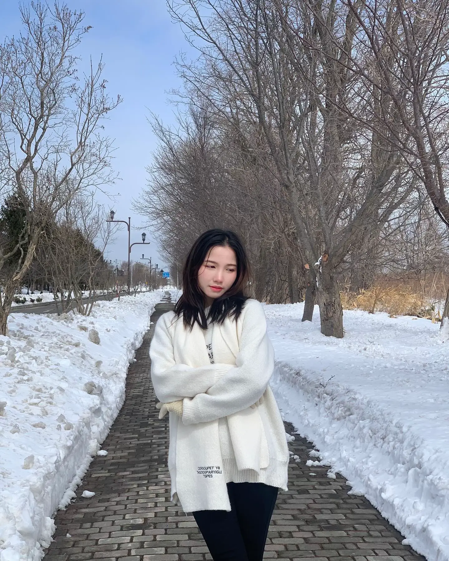 ถ่ายรูปกับหิมะ | แกลเลอรีที่โพสต์โดย Jeed | Lemon8