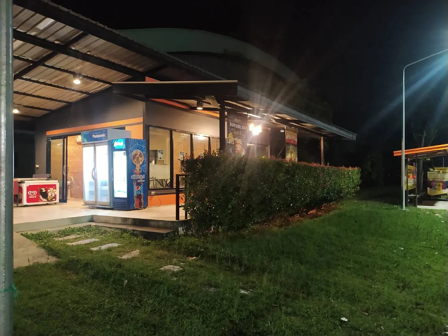 ลานชา 2 ใน ม.วลัยลักษณ์ | แกลเลอรีที่โพสต์โดย pimpa | Lemon8