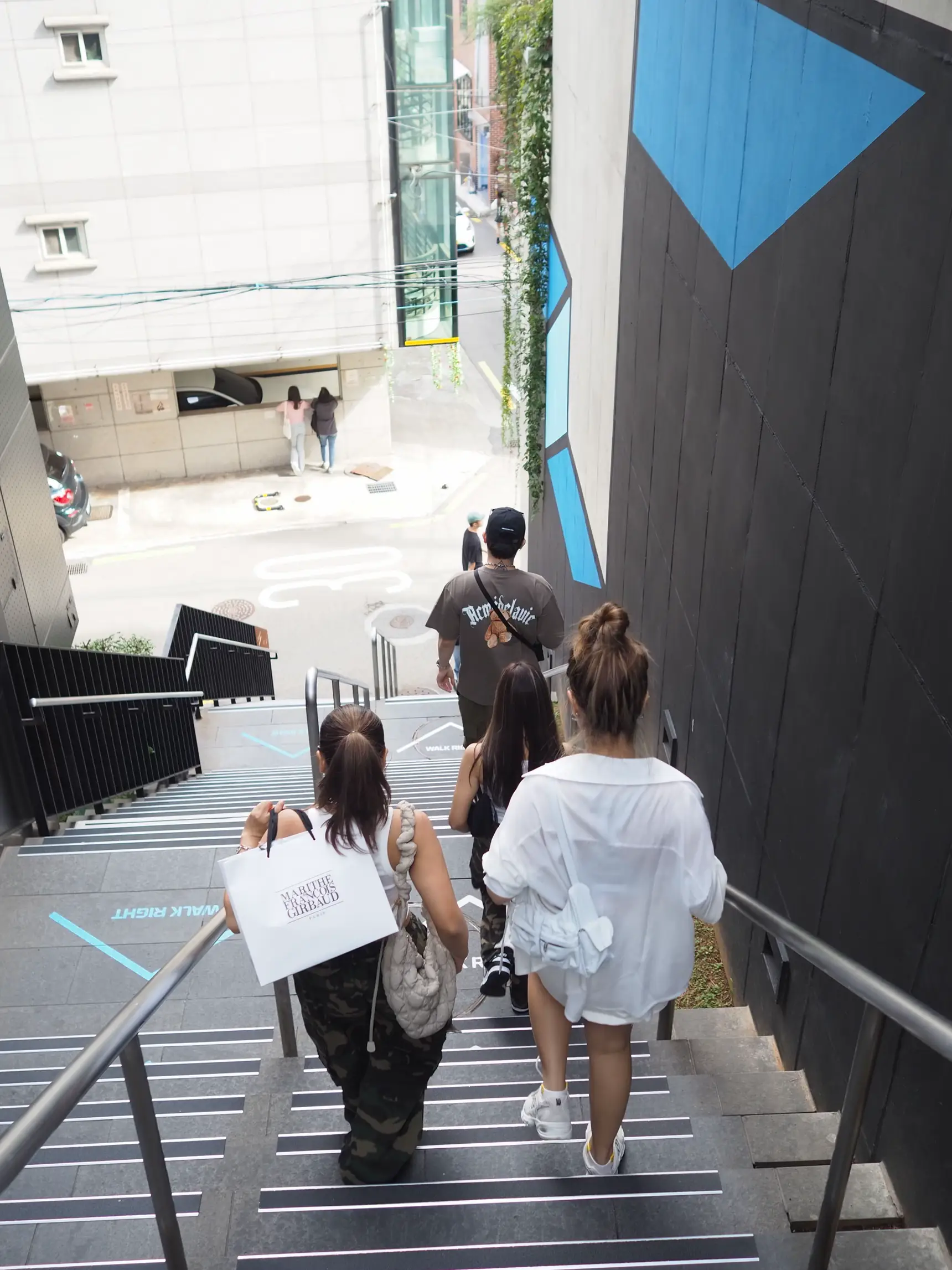 Hannam-dong | Gallery posted by Baiparnnn | Lemon8