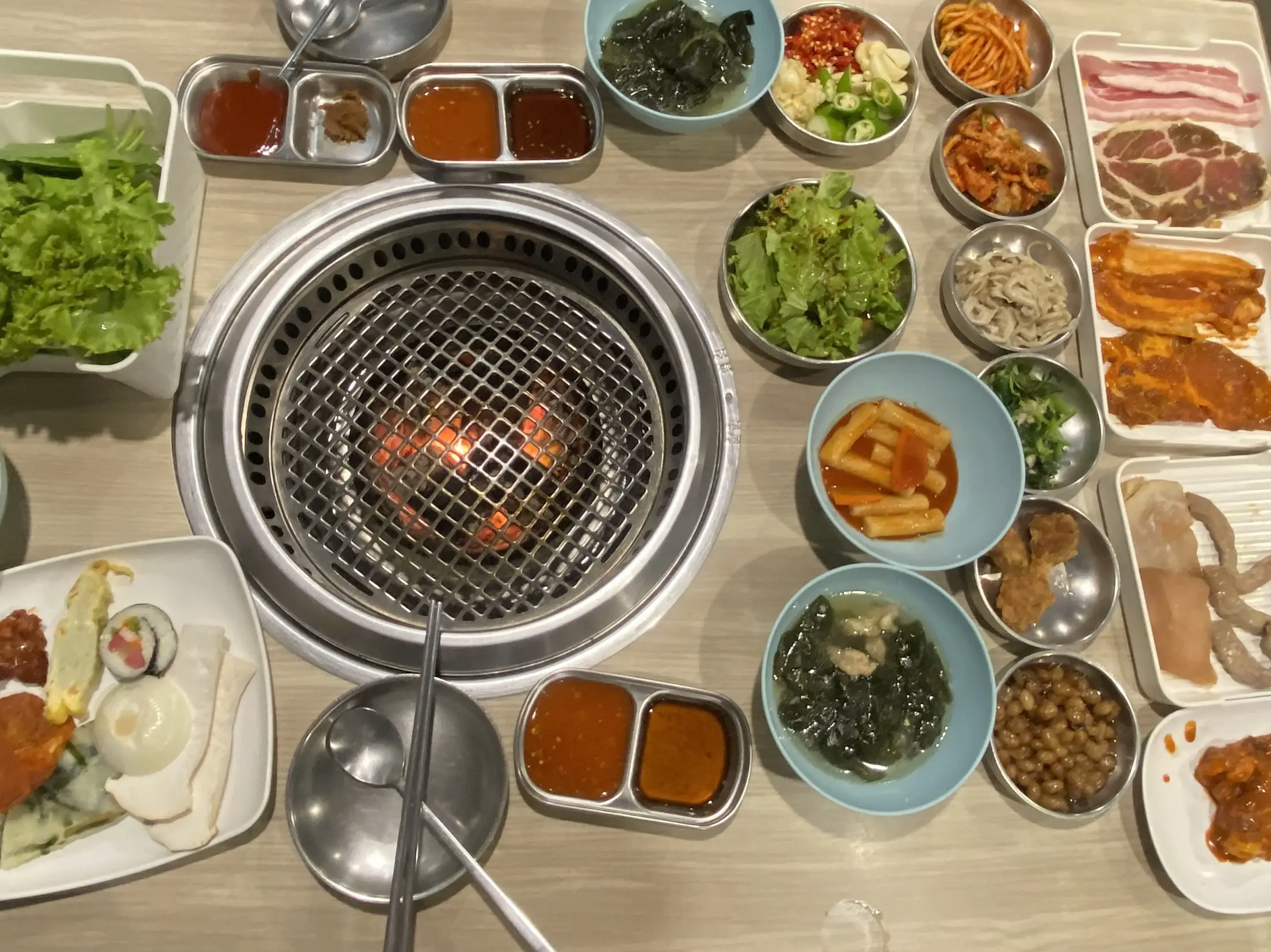 ปิ้งย่างในย่านอโศกกก>ควัง ฮัน รู🥓🥩🥢 | แกลเลอรีที่โพสต์โดย toeii patcharin | Lemon8