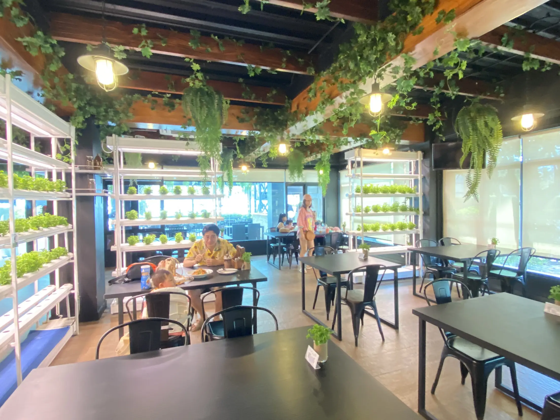 Coco cafe ☕️ | Galeri disiarkan oleh 🚗พาลูกเที่ยว 👧 | Lemon8