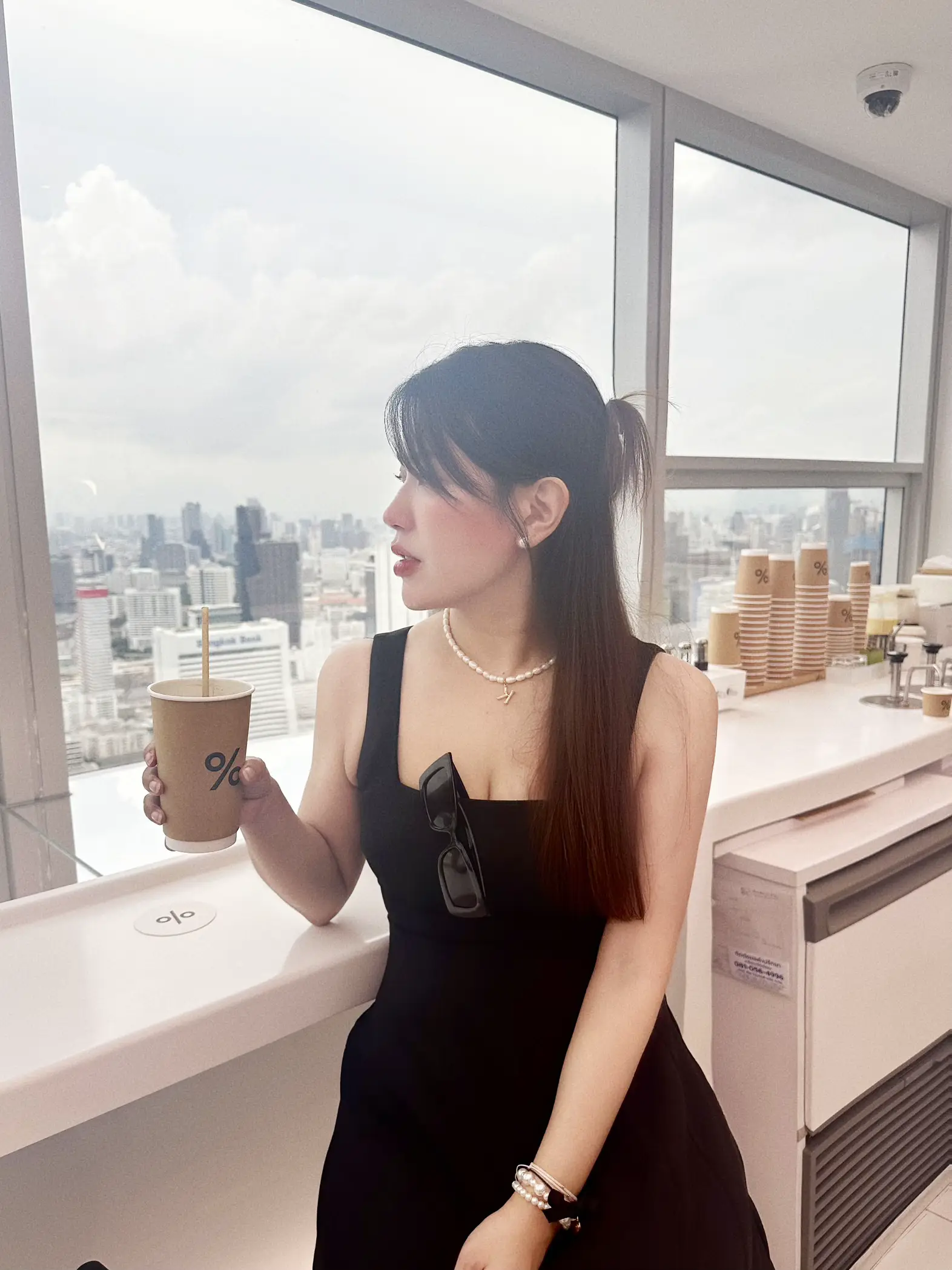 คาเฟ่ติด bts เดินทางสะดวก ร้าน% | แกลเลอรีที่โพสต์โดย KOOKKIK.H | Lemon8