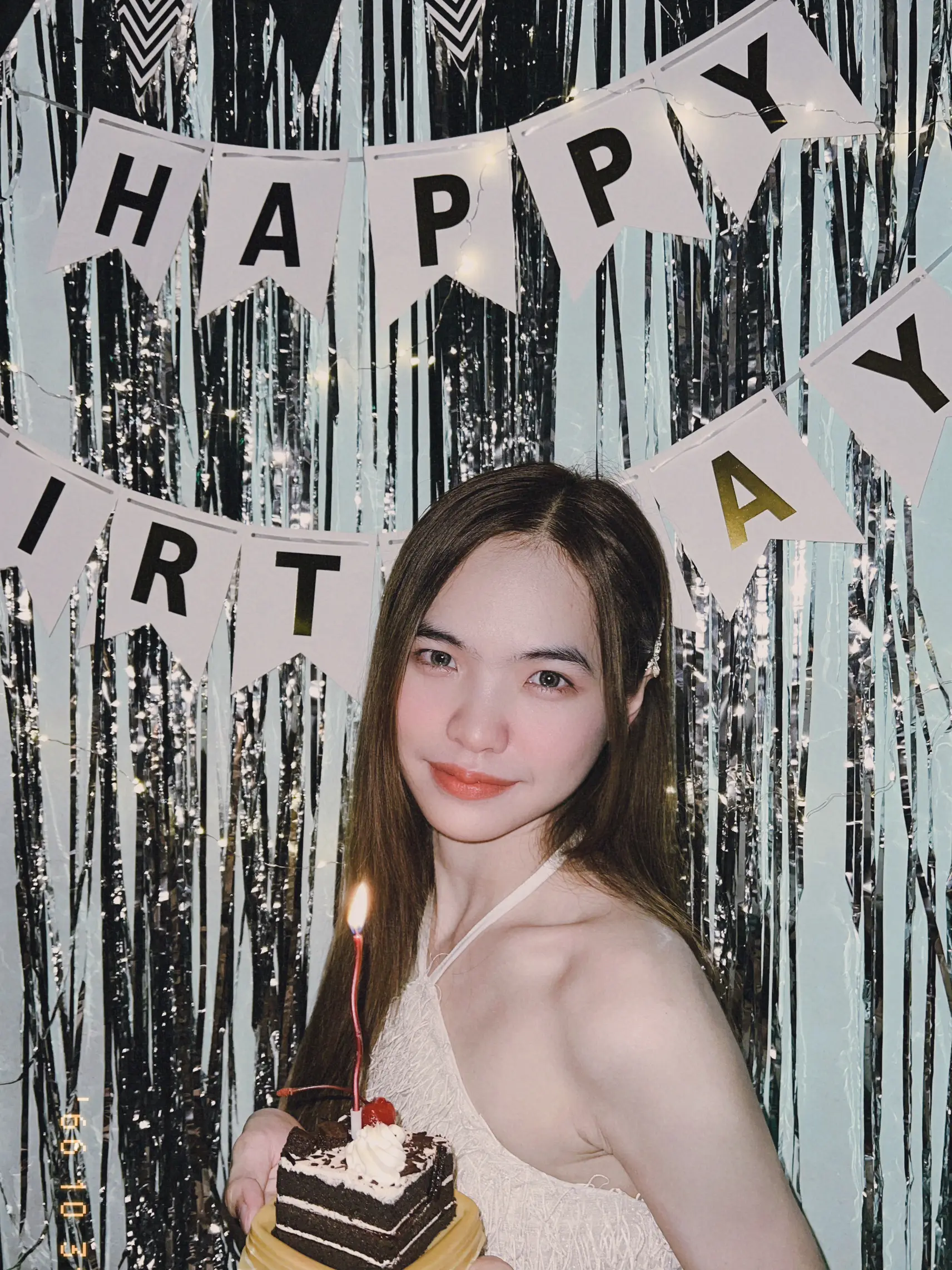 แชร์ไอเดียถ่ายรูปวันเกิด🎂📷💝 | แกลเลอรีที่โพสต์โดย yaying | Lemon8