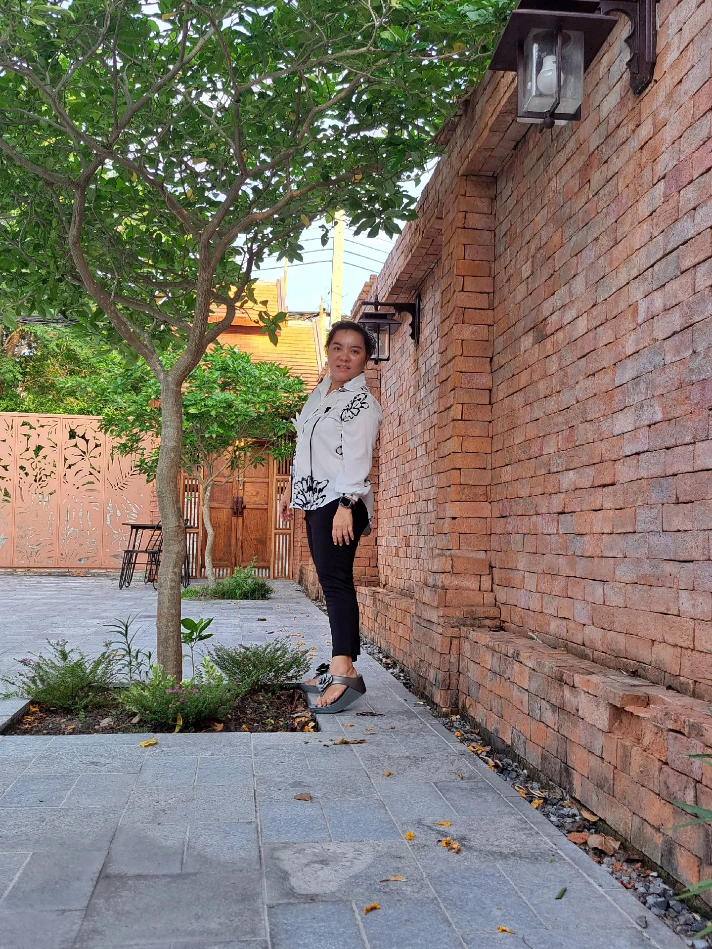 😍ถ่ายไปเรื่อยในมุมสวยๆ🌷 | แกลเลอรีที่โพสต์โดย poon🌳🌺🌴 | Lemon8