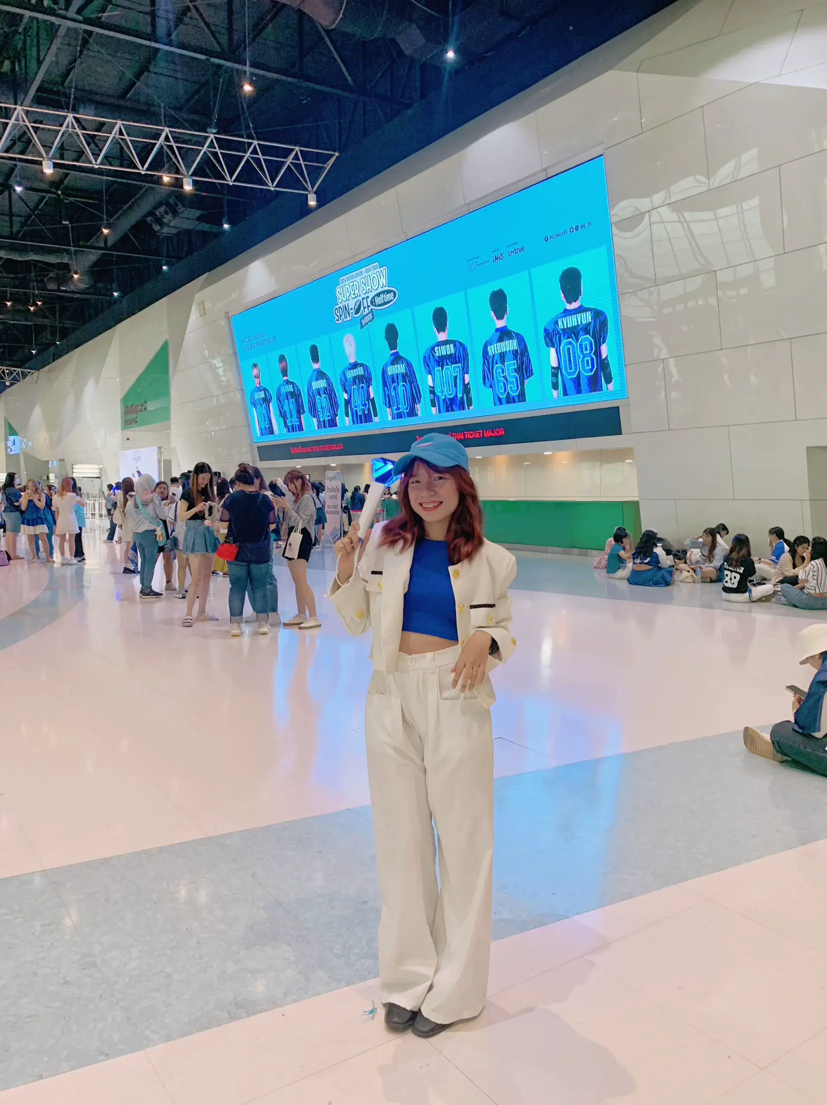 ไปคอนอีกครั้งกับวงที่ติ่งตั้งแต่มัธยม 💙 | แกลเลอรีที่โพสต์โดย Ployploy Elf | Lemon8