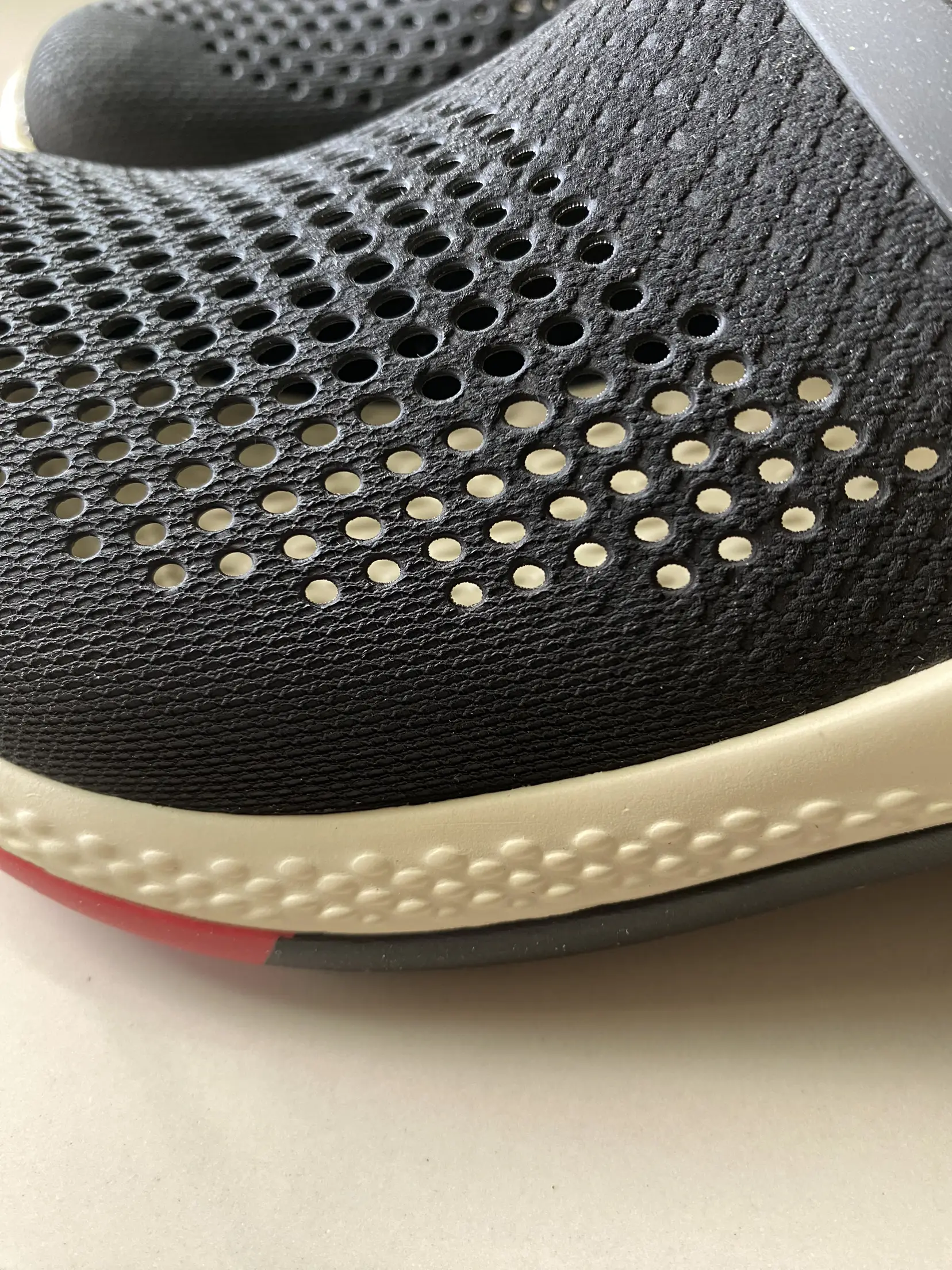 crocs ritelite - การค้นหาใน Lemon8