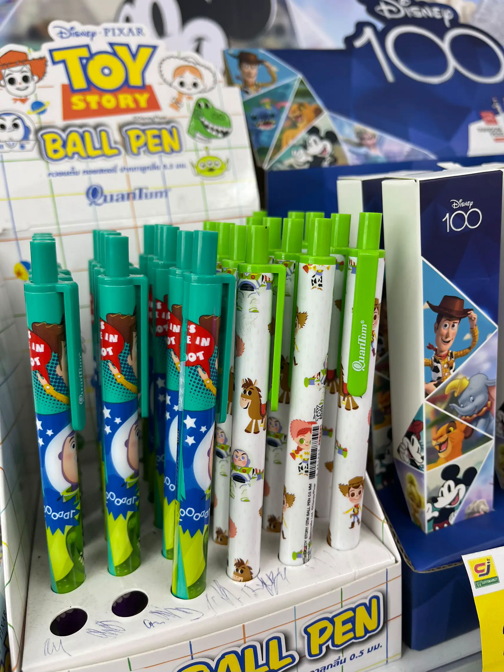 CJ MORE มุมโปรดของหนู สาวก Disney ห้ามพลาด | แกลเลอรีที่โพสต์โดย Sky Ingfah | Lemon8