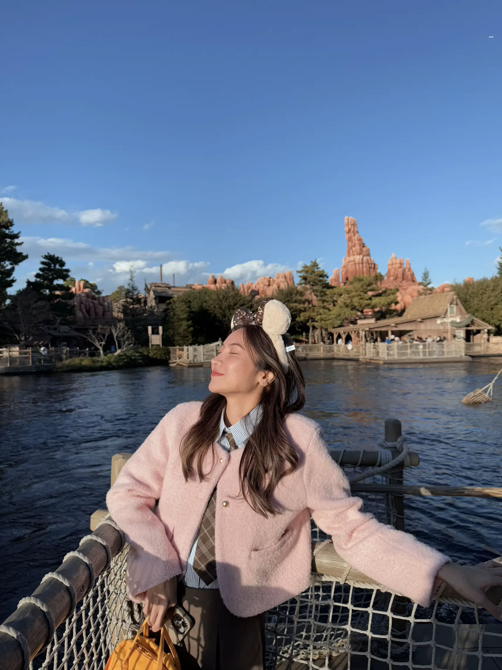 OOTD ;) TOKYO DISNEYLAND ฉบับหน้าหนาว ️🎢🎡 | แกลเลอรีที่โพสต์โดย ...