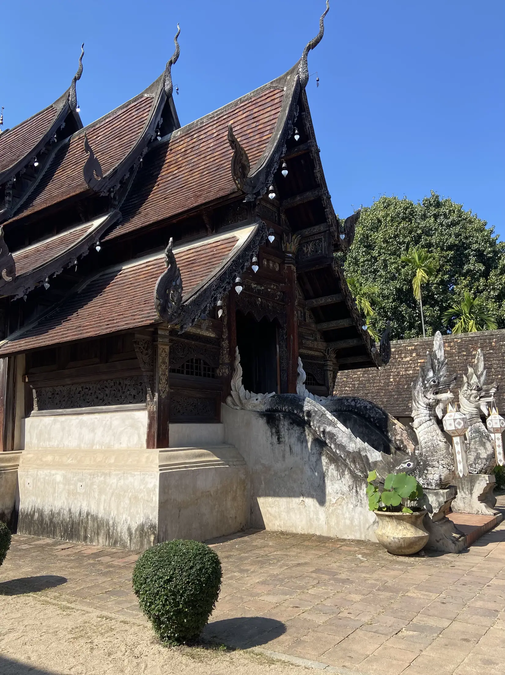 วัดต้นเกว๋น เช่าชุดล้านนาถ่ายรูป | แกลเลอรีที่โพสต์โดย JulaiLY | Lemon8