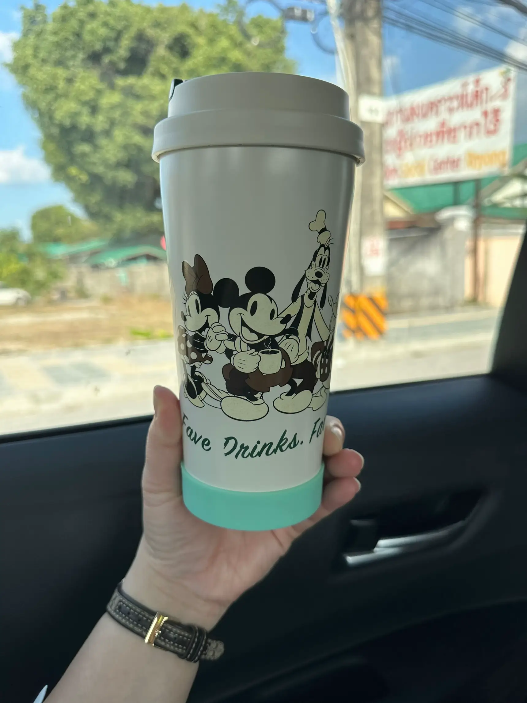 Starbucks DISNEY/STARBUCKS collection | แกลเลอรีที่โพสต์โดย NUTSUDA | Lemon8