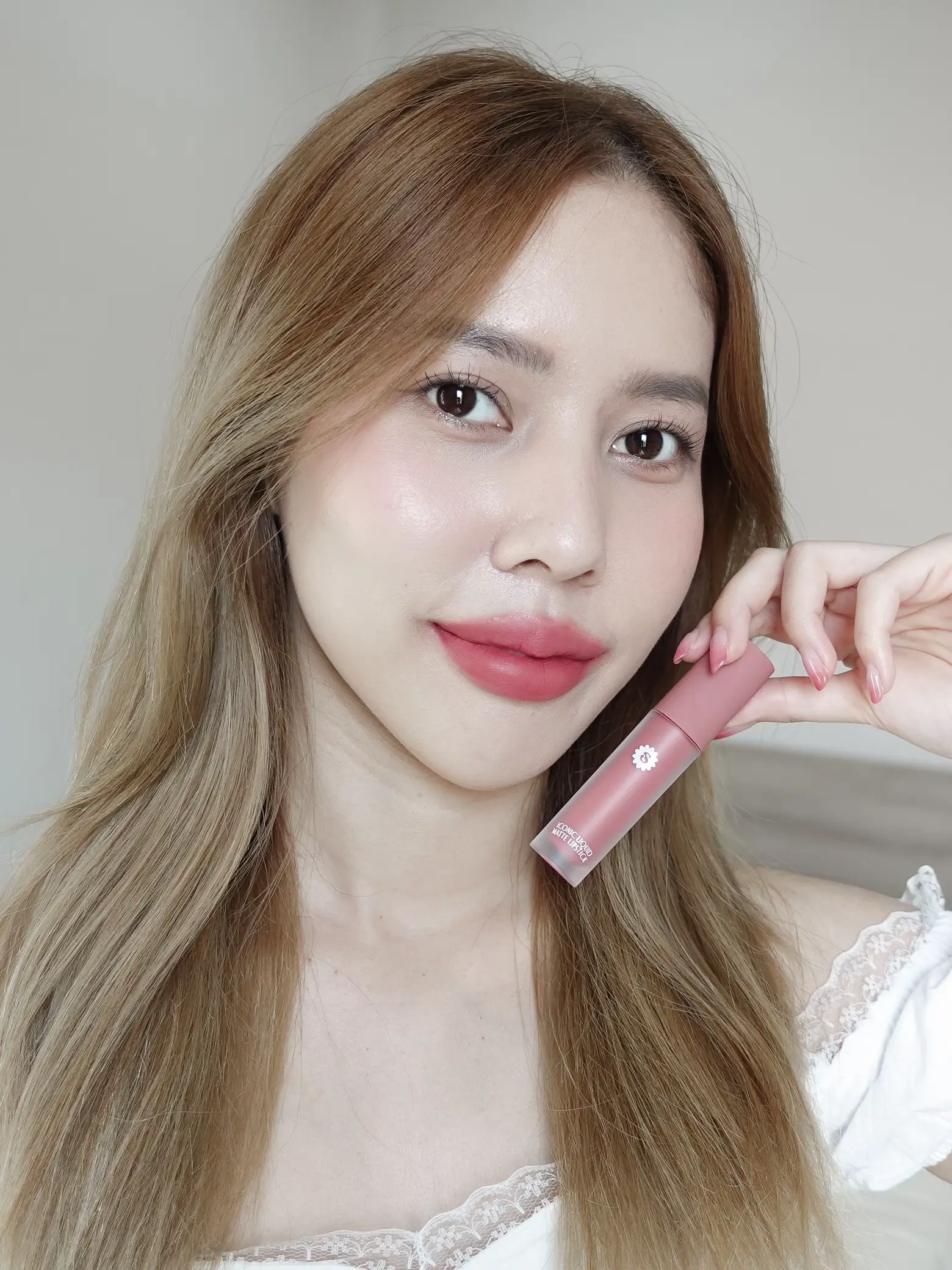 จูบไม่หลุด ต้องหยุดที่ลิป supermom 🫢💄 | แกลเลอรีที่โพสต์โดย JAJAH | Lemon8