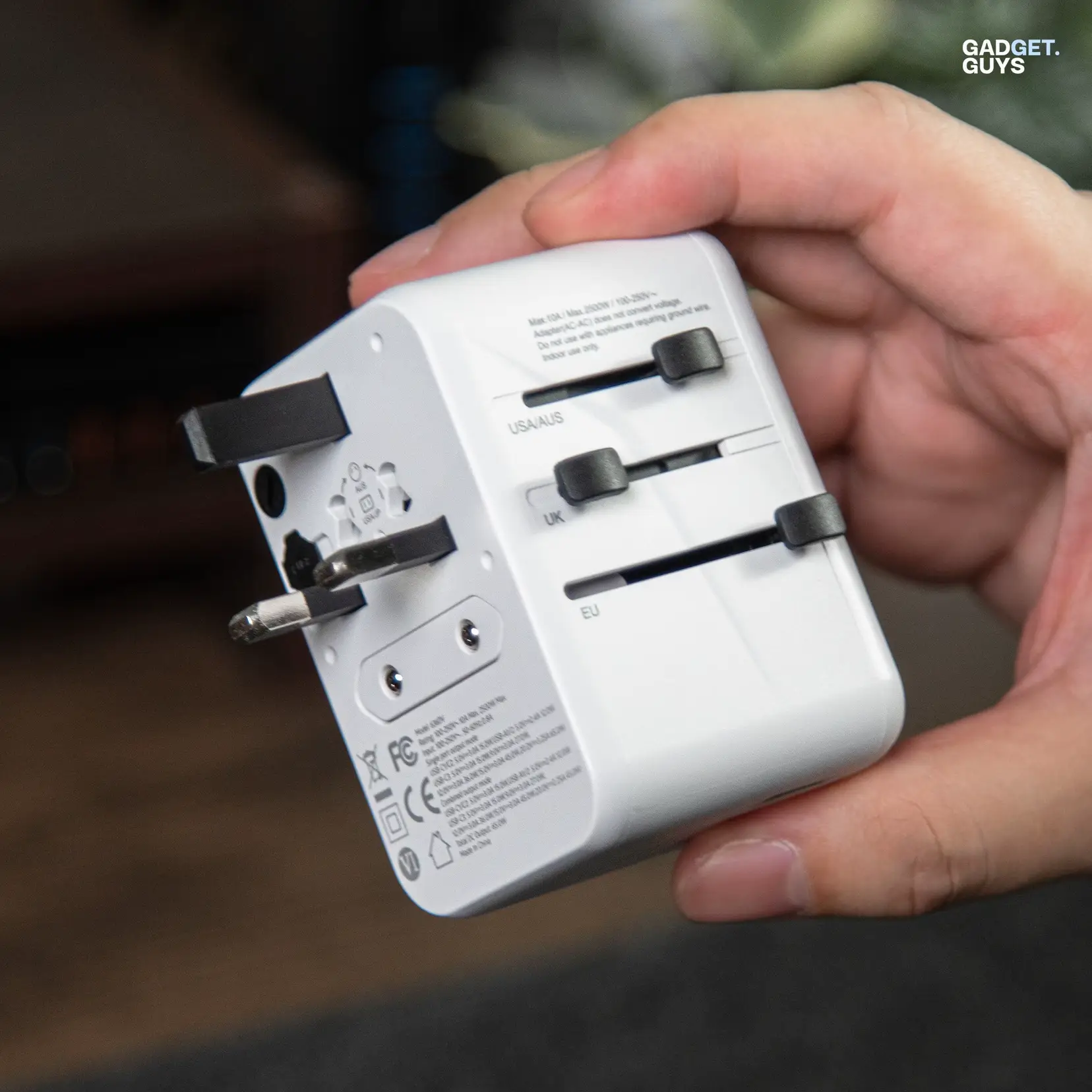 Universal Charger พกตัวเดียว เที่ยวได้เลย💫 | แกลเลอรีที่โพสต์โดย Gadget ...