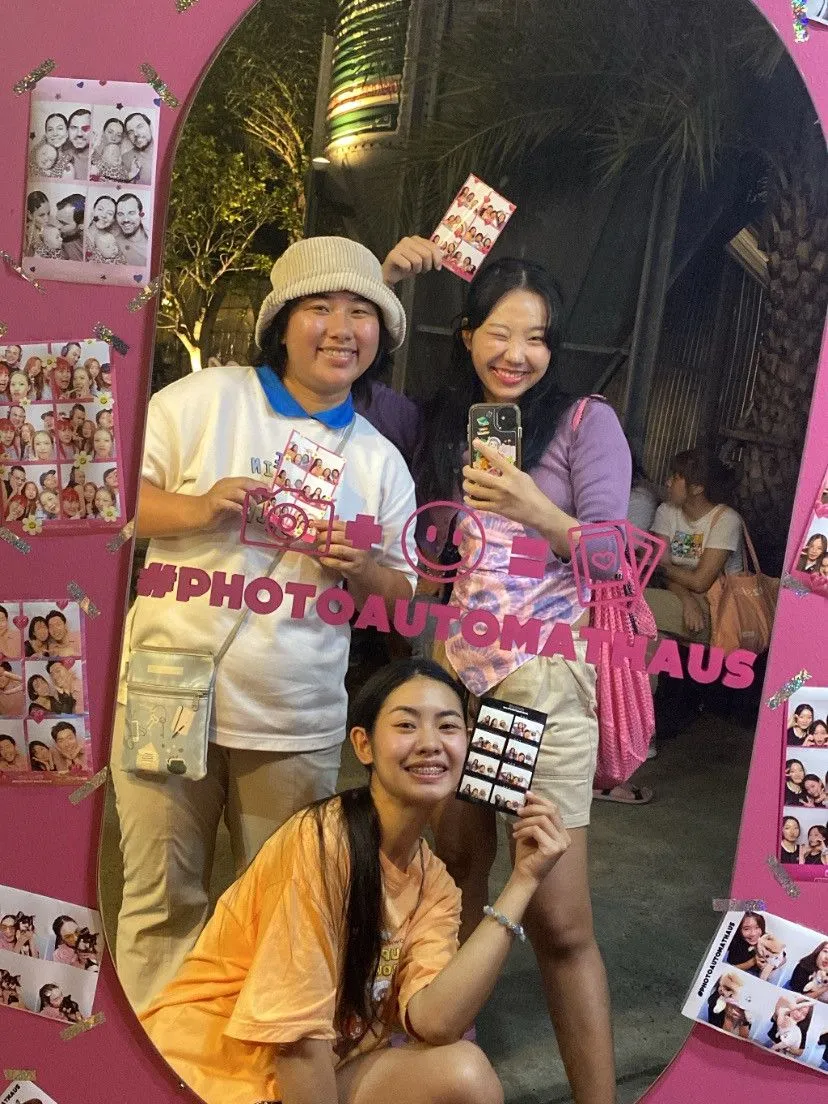 📸 รีวิว ตู้ถ่ายรูป สุดคิ้ว 😘 | แกลเลอรีที่โพสต์โดย GK Koradapan | Lemon8