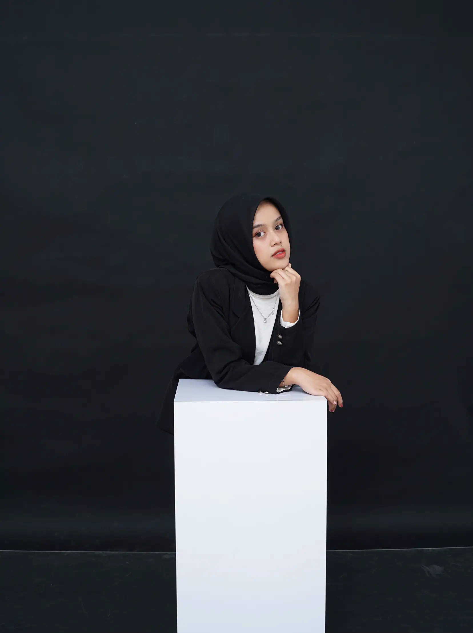 IDE POSE PHOTO PROFESSIONAL BUAT KAMU👀 | Galeri diposting oleh Oktariyanidc🍓 | Lemon8