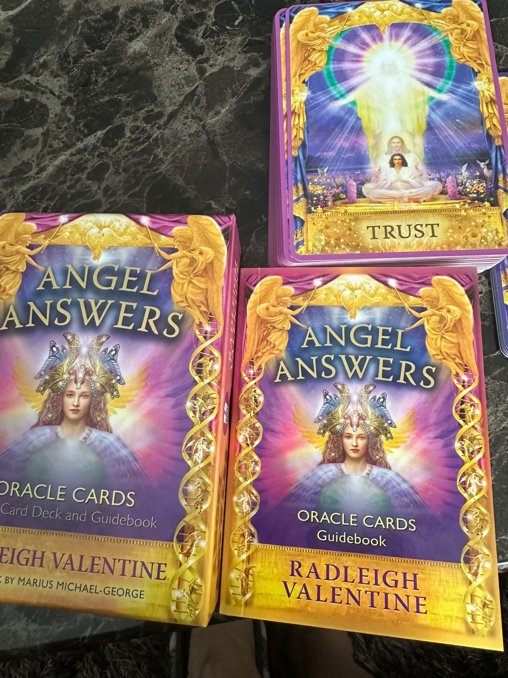 รีวิวไพ่ Angel answer ไพ่นางฟ้า🧚 | แกลเลอรีที่โพสต์โดย ꒱˚Yeyee ༘♡ | Lemon8