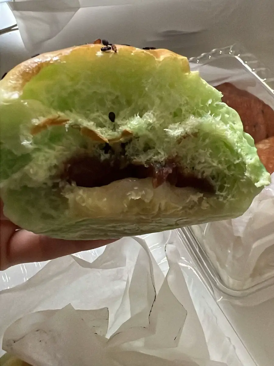 Hidden Thai bakery in Lavender (mochi bread!!) 🤤🤤 | Gallery posted by ...