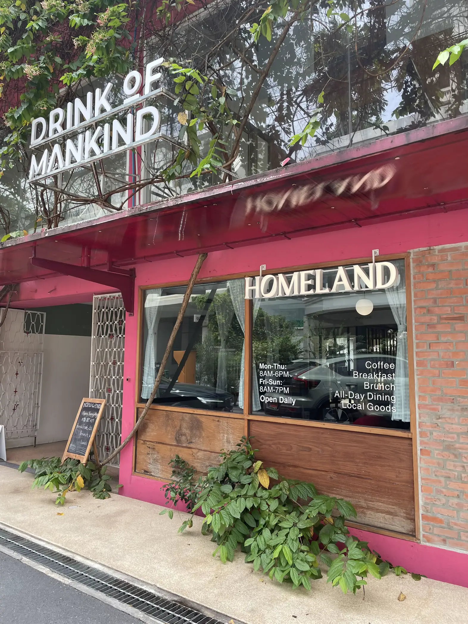 Homeland Cafe&Grocer | คาเฟ่ย่านทองหล่อสุดฮ็อต!🍒 | แกลเลอรีที่โพสต์โดย ...