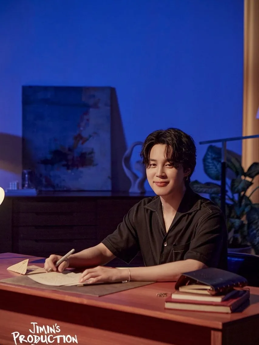 Jimin Photo | แกลเลอรีที่โพสต์โดย Army Purple | Lemon8