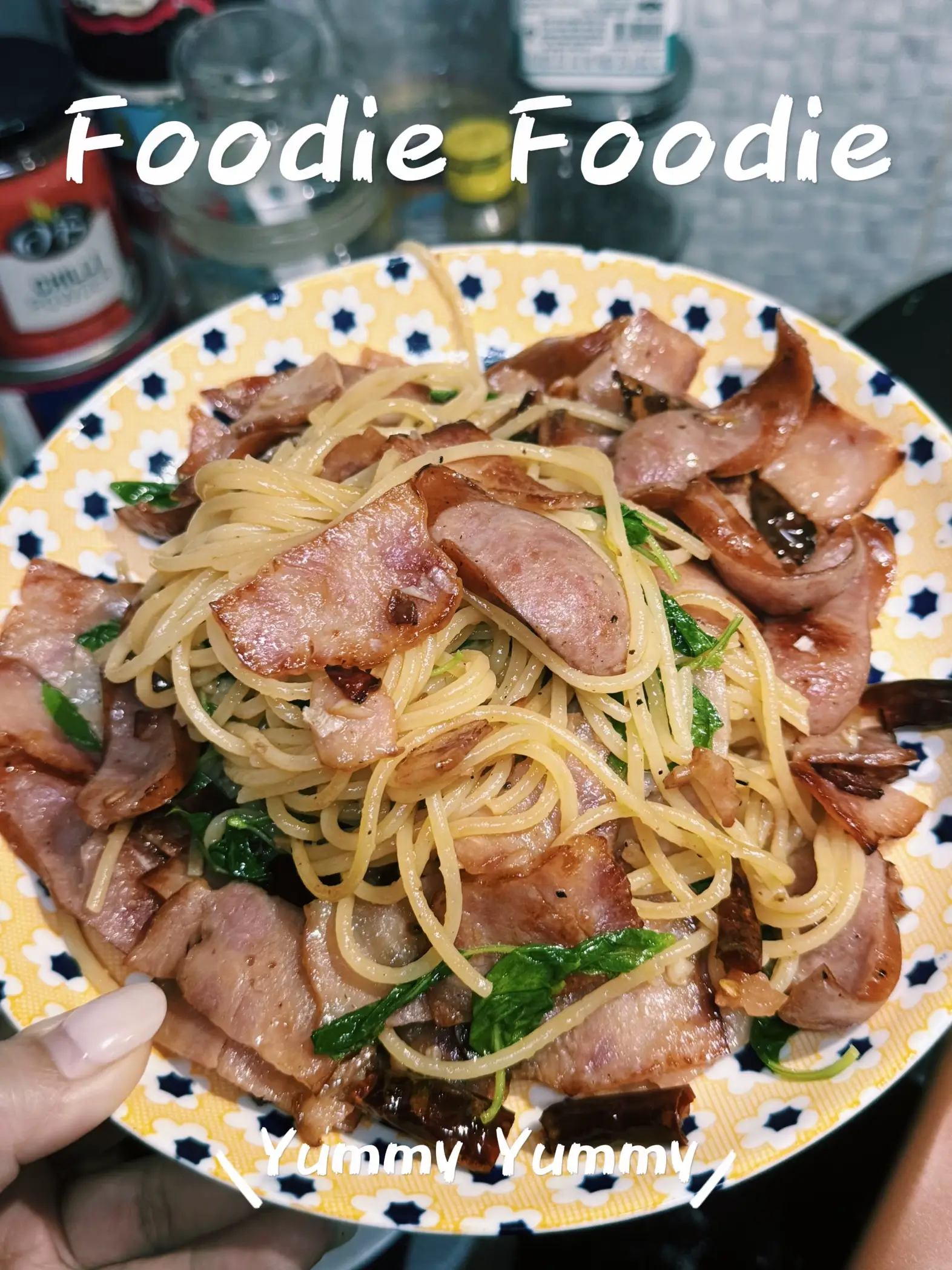 สปาเก็ตตี้ไส้กรอกเบค่อนพริกแห้ง | แกลเลอรีที่โพสต์โดย Aey_ohaey | Lemon8