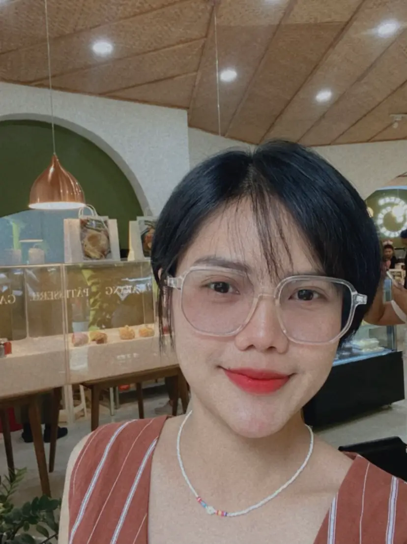 ทรงผมสั้น 💇🏻‍♀️ ต้อนรับหน้าร้อนกันซะหน่อย🌤️ | แกลเลอรีที่โพสต์โดย Pony ploy ⛅️ | Lemon8