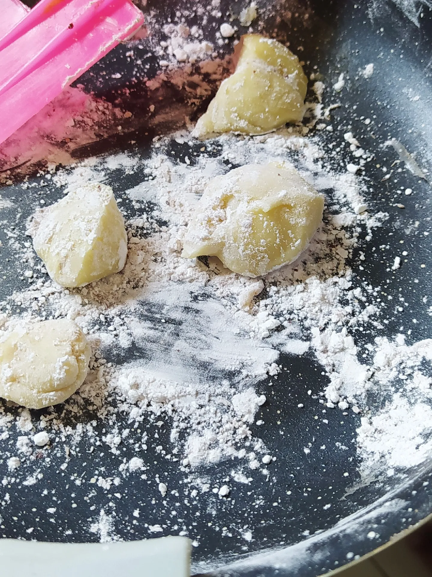 Mochi Tanpa dikukus, Adonan tetap kenyal ‼️ | Galeri diposting oleh mama.na | Lemon8