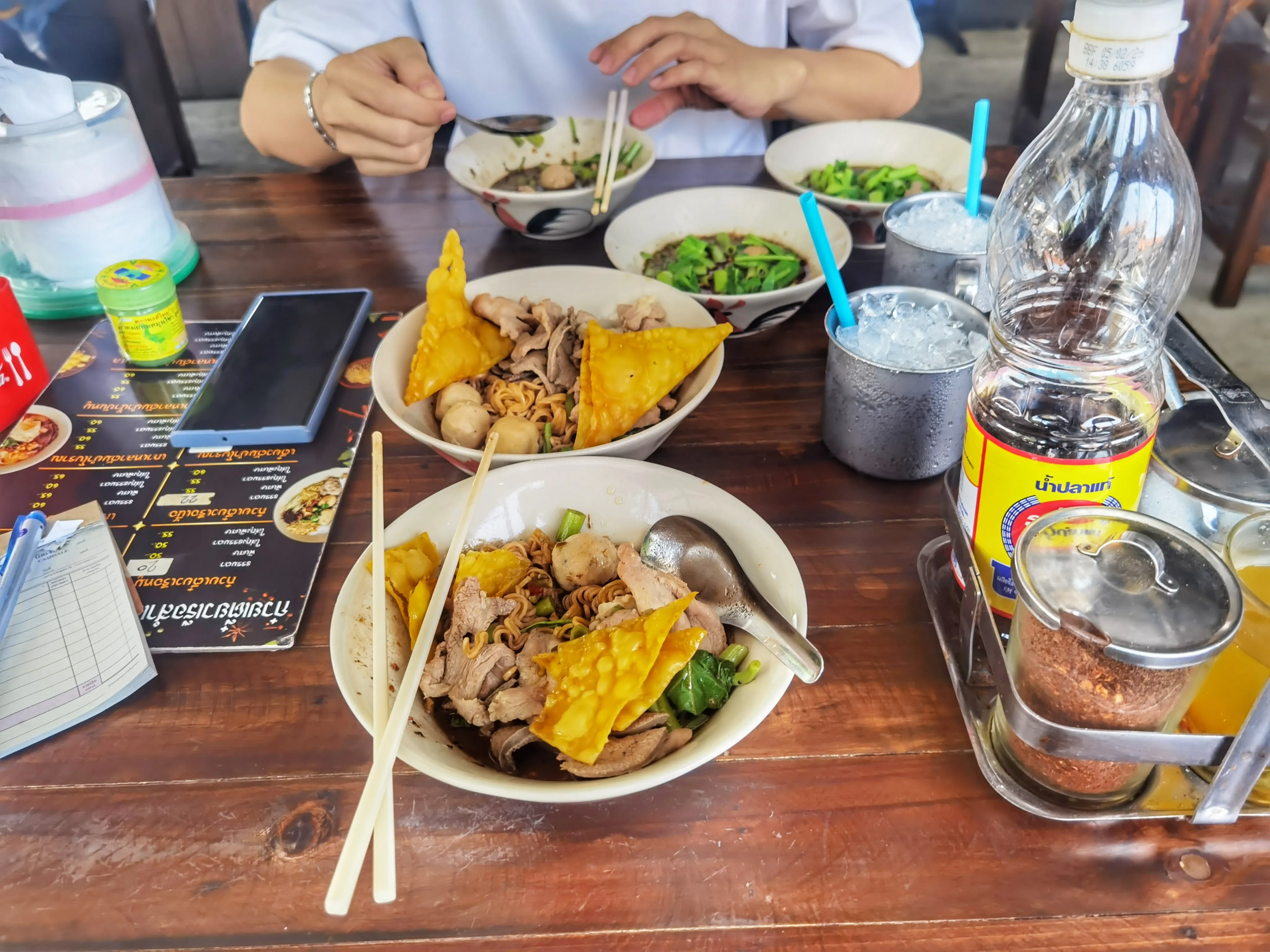 สายก๋วยเตี๋ยวเรือห้ามพลาดครับ | แกลเลอรีที่โพสต์โดย Gap&Sun | Lemon8