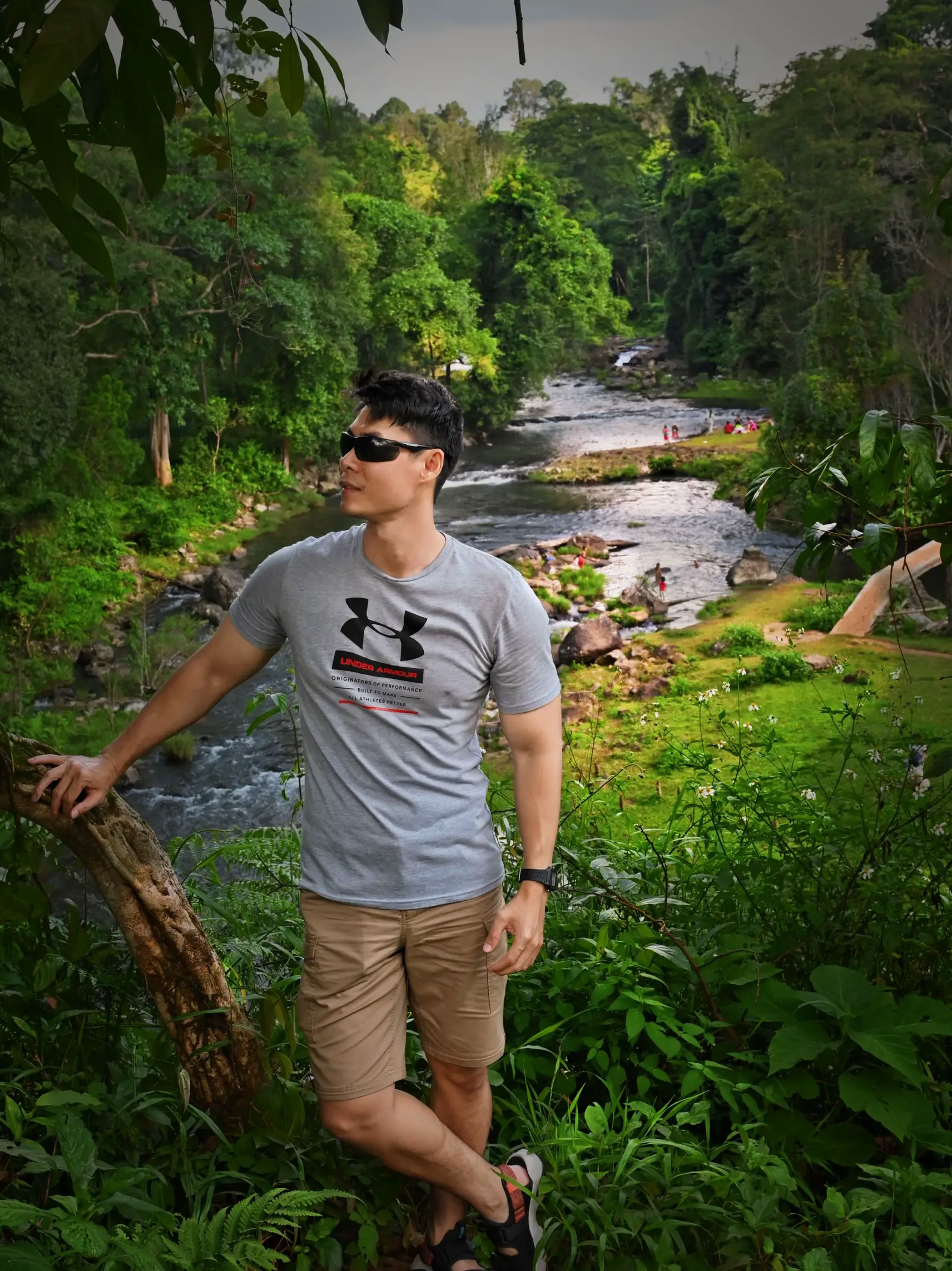 ลาวใต้ น้ำตกตาดเยือง | แกลเลอรีที่โพสต์โดย WithMyShutter | Lemon8