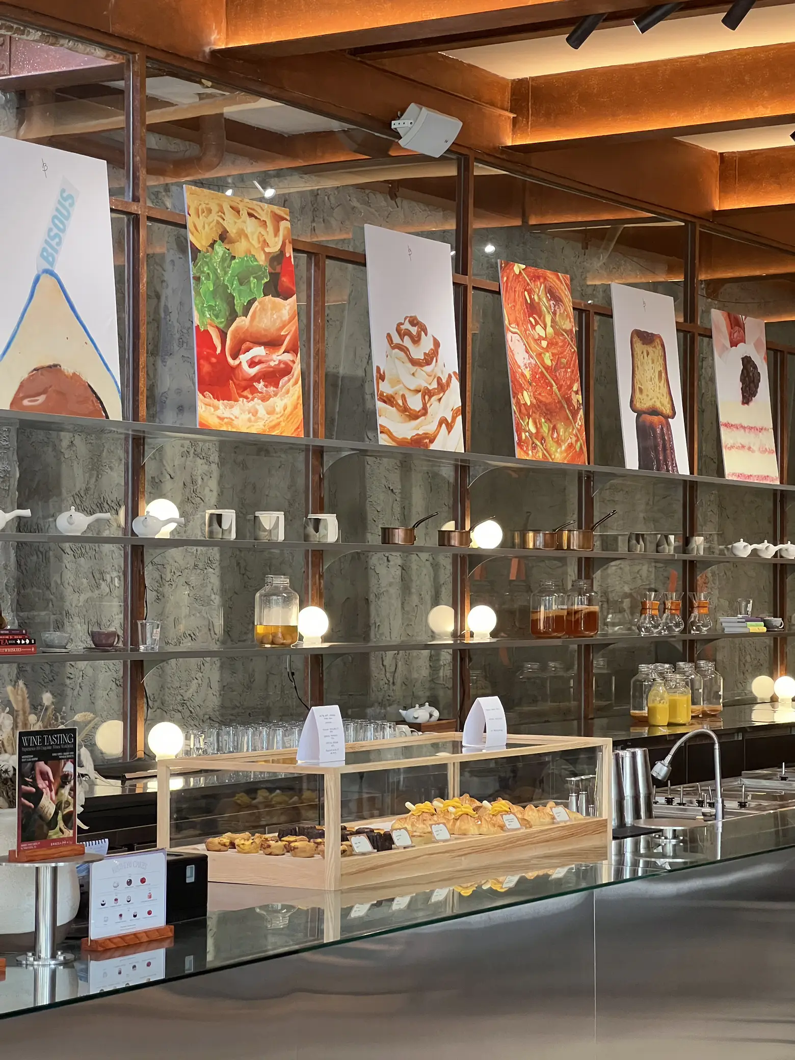 MUST VISIT CAFE in Ho Chi Minh | De La Sól 🩶 | แกลเลอรีที่โพสต์โดย Jowie 🍟 | Lemon8