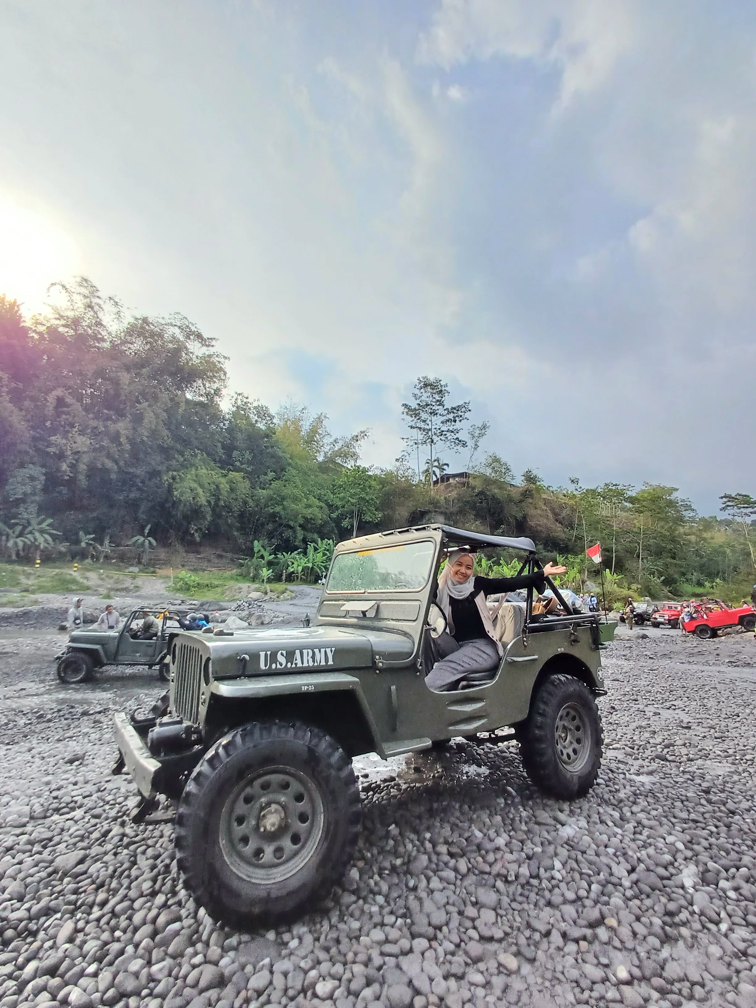 Style On Jeep | Galeri diposting oleh Mak Amoy | Lemon8