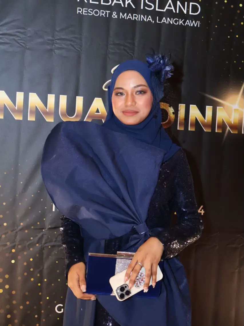 20 idea Glamour Theme Outfit Annual Dinner teratas pada tahun 2024