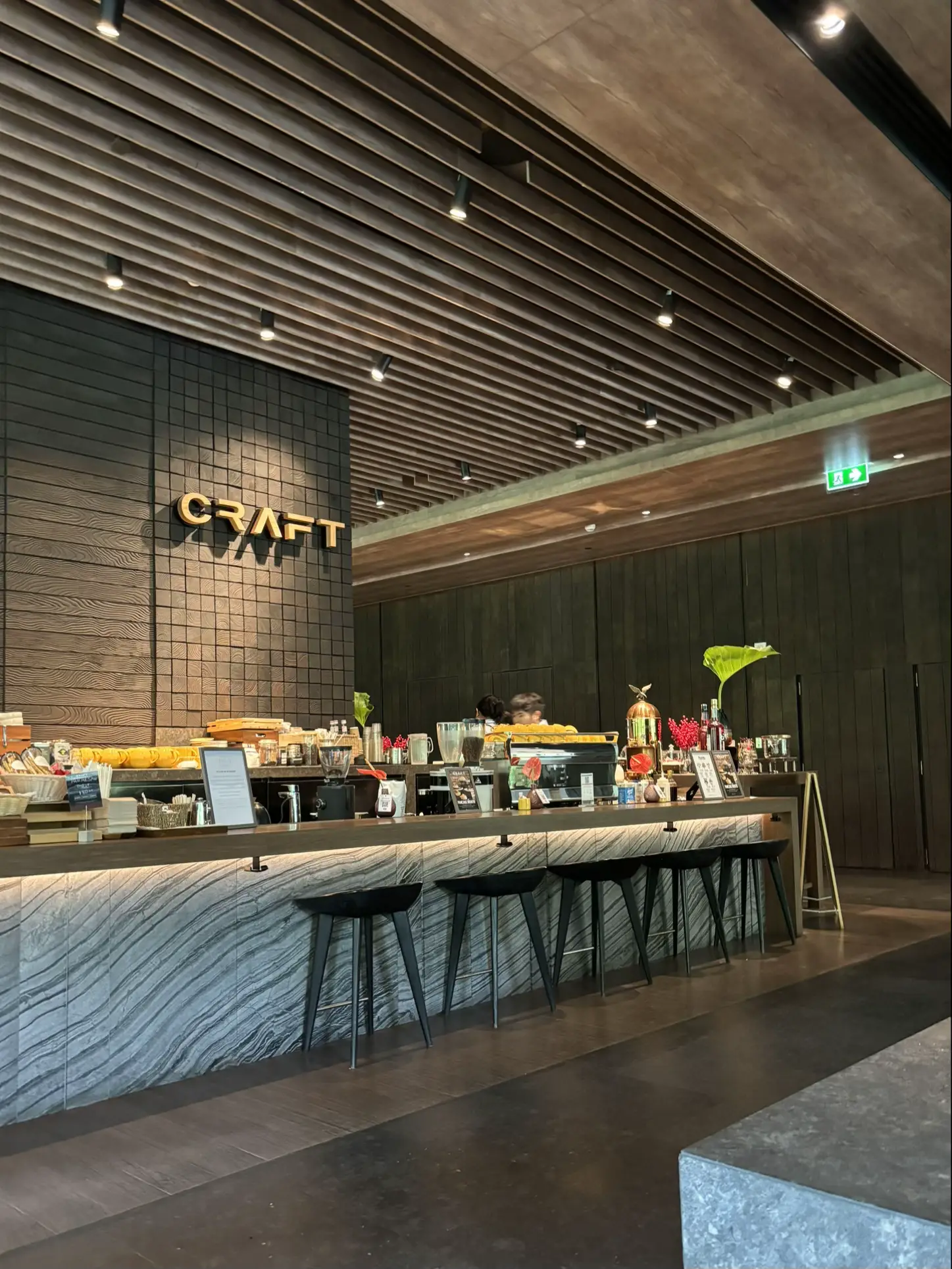 CRAFT - kimpton maa-lai bkk | แกลเลอรีที่โพสต์โดย tawan h. | Lemon8