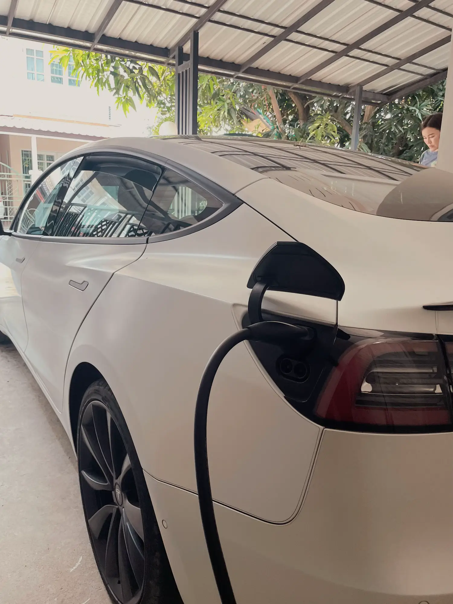 EV Chargers | แกลเลอรีที่โพสต์โดย Kookai Tanapa | Lemon8